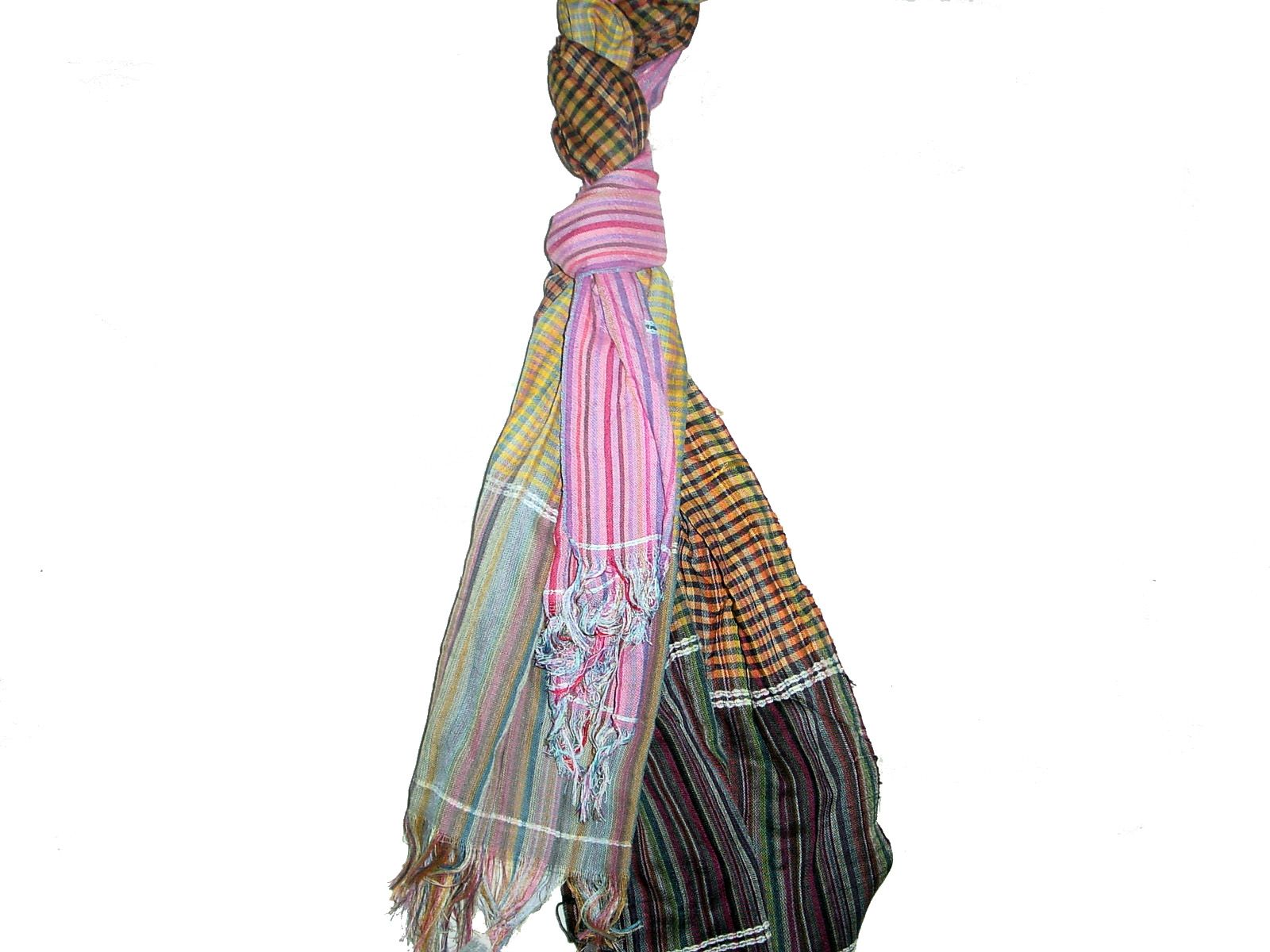 HOW TO MAKE a BRAIDED ROCK N ROLL SCARF : 6 Steps - Instructables