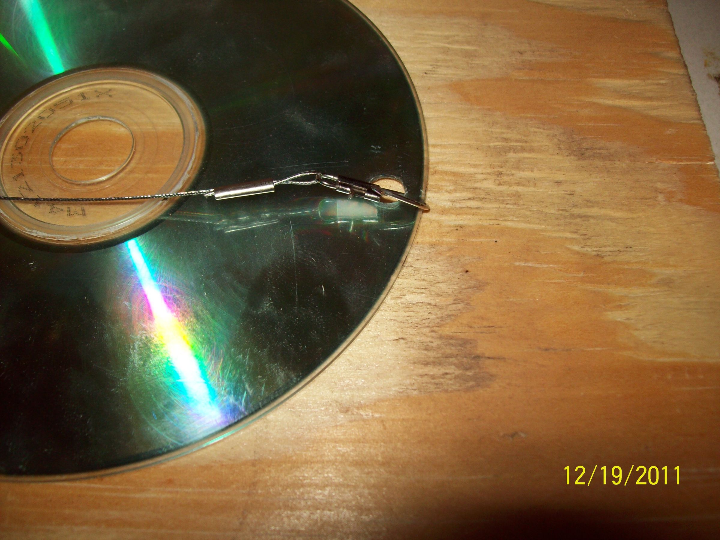 Make a Balance Scale Accurate to 1/2 Gram, Using a Ruler and 2 Old CDs ...