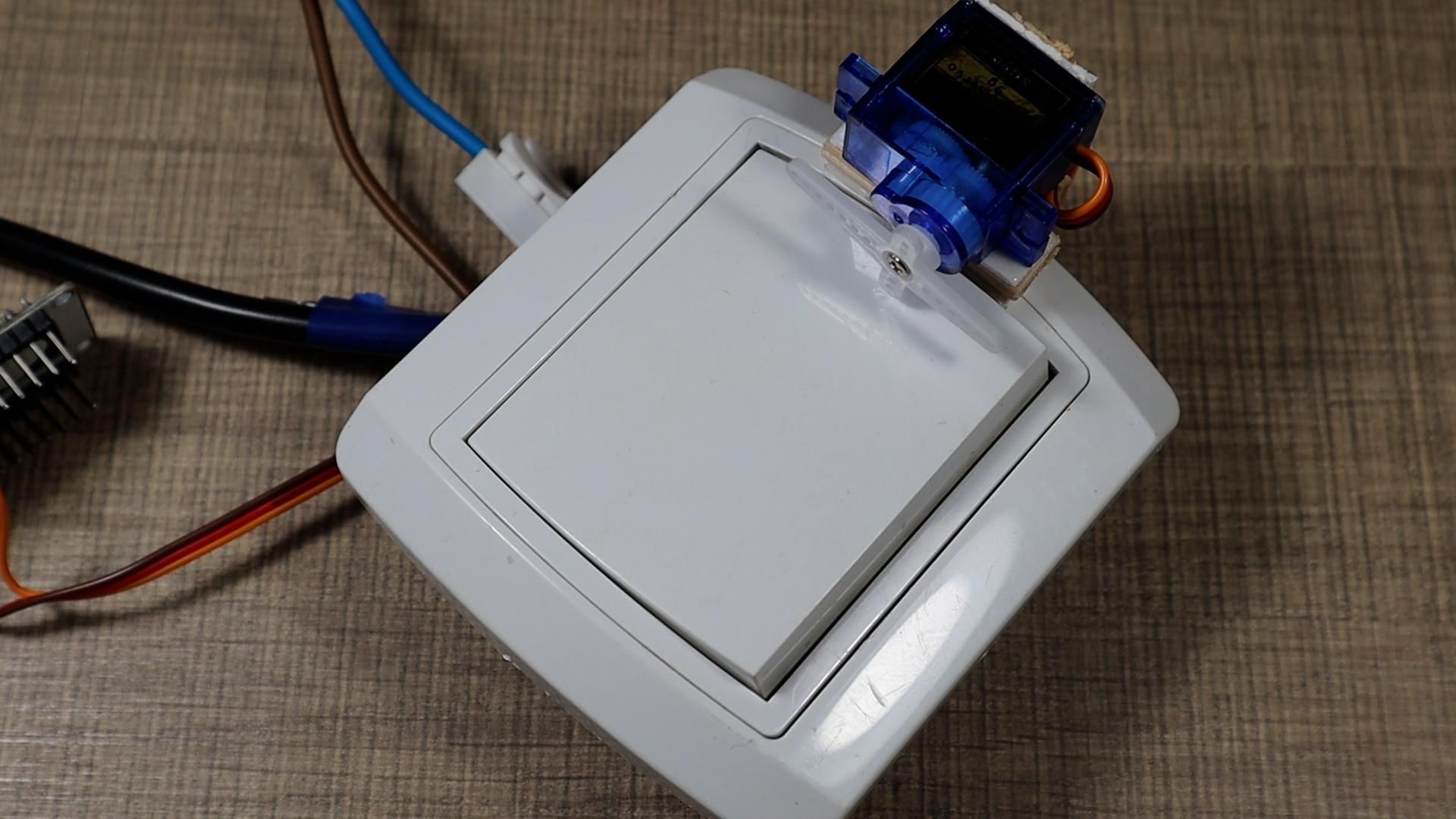 ButtonBot - a DIY Solution to Automate Any Switch With Home Assistant ...