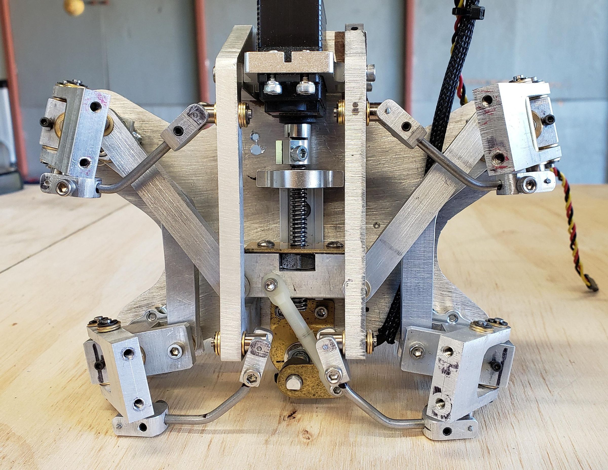 Animatronic Cosplay Wing Mechanics : 8 Steps (with Pictures ...