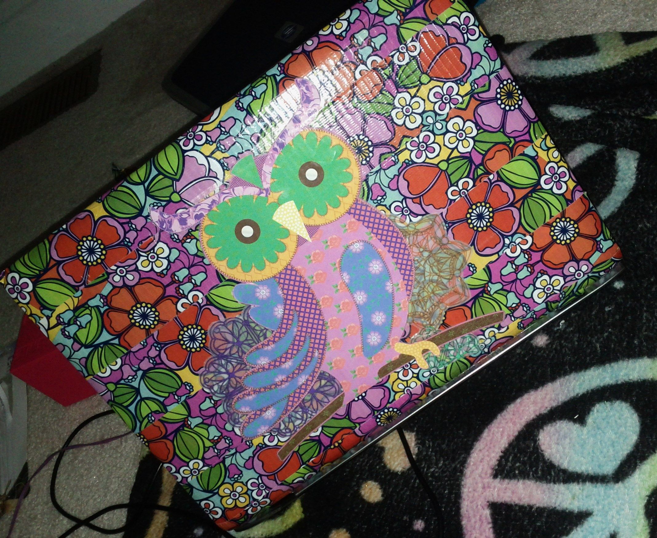 DIY Laptop Skin! Easy, Cute & Cheap! : 3 Steps - Instructables