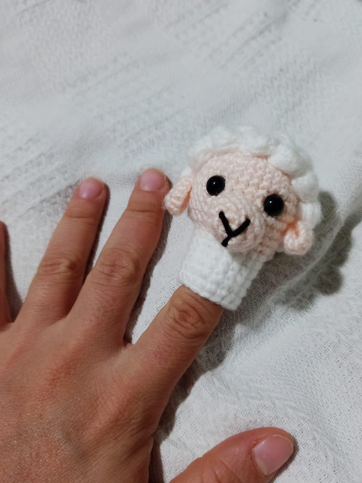 Awesome Animal Finger Puppets! : 8 Steps (with Pictures) - Instructables