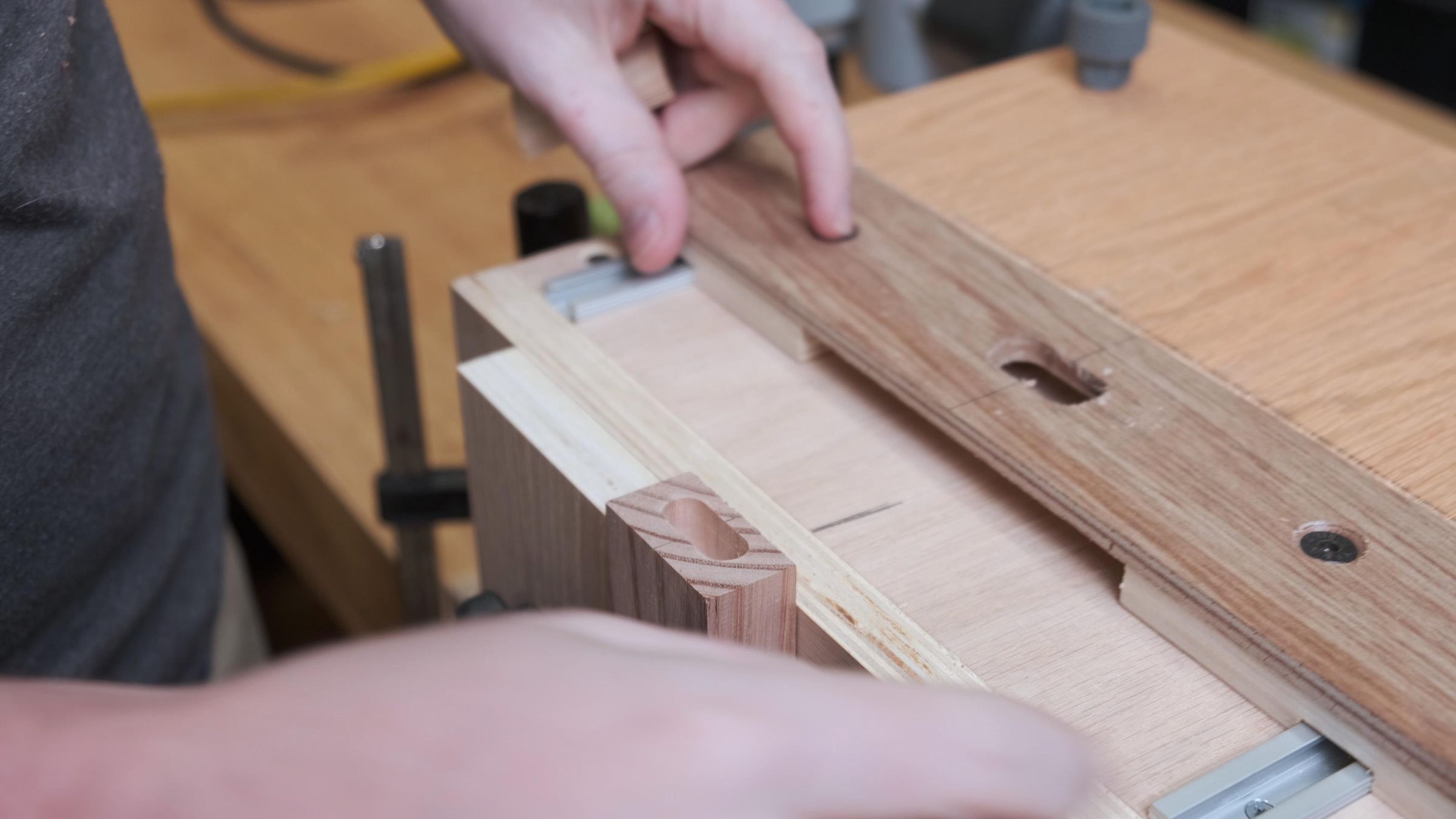 NOPEINO, the Loose Tenon (Dominoes) Jig : 10 Steps (with Pictures ...