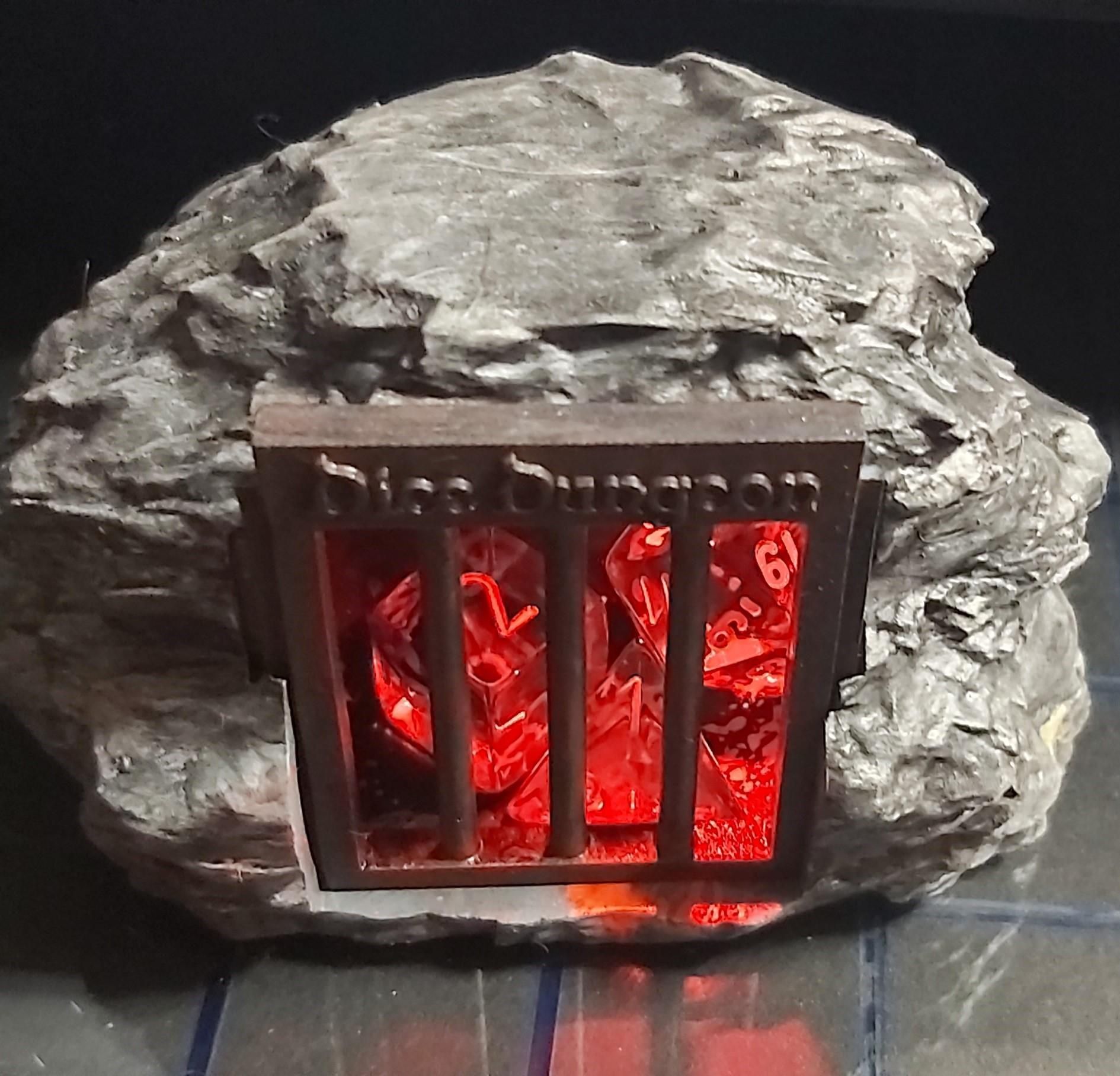 Dice Dungeon With Interior Light : 4 Steps - Instructables