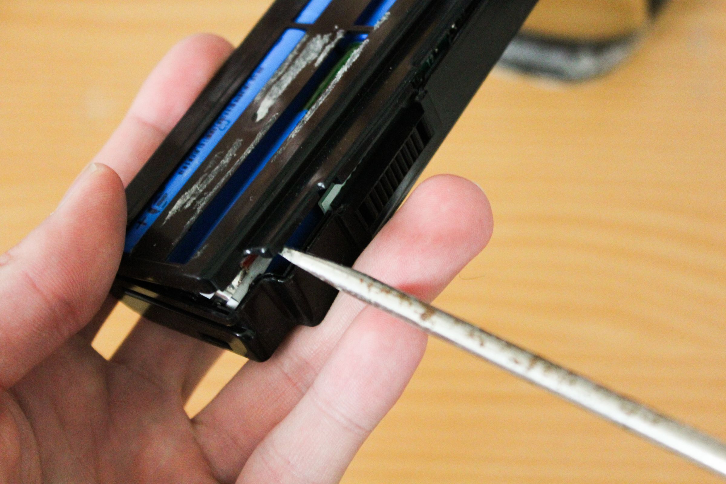 Repair Dead Laptop Battery : 16 Steps (with Pictures) - Instructables