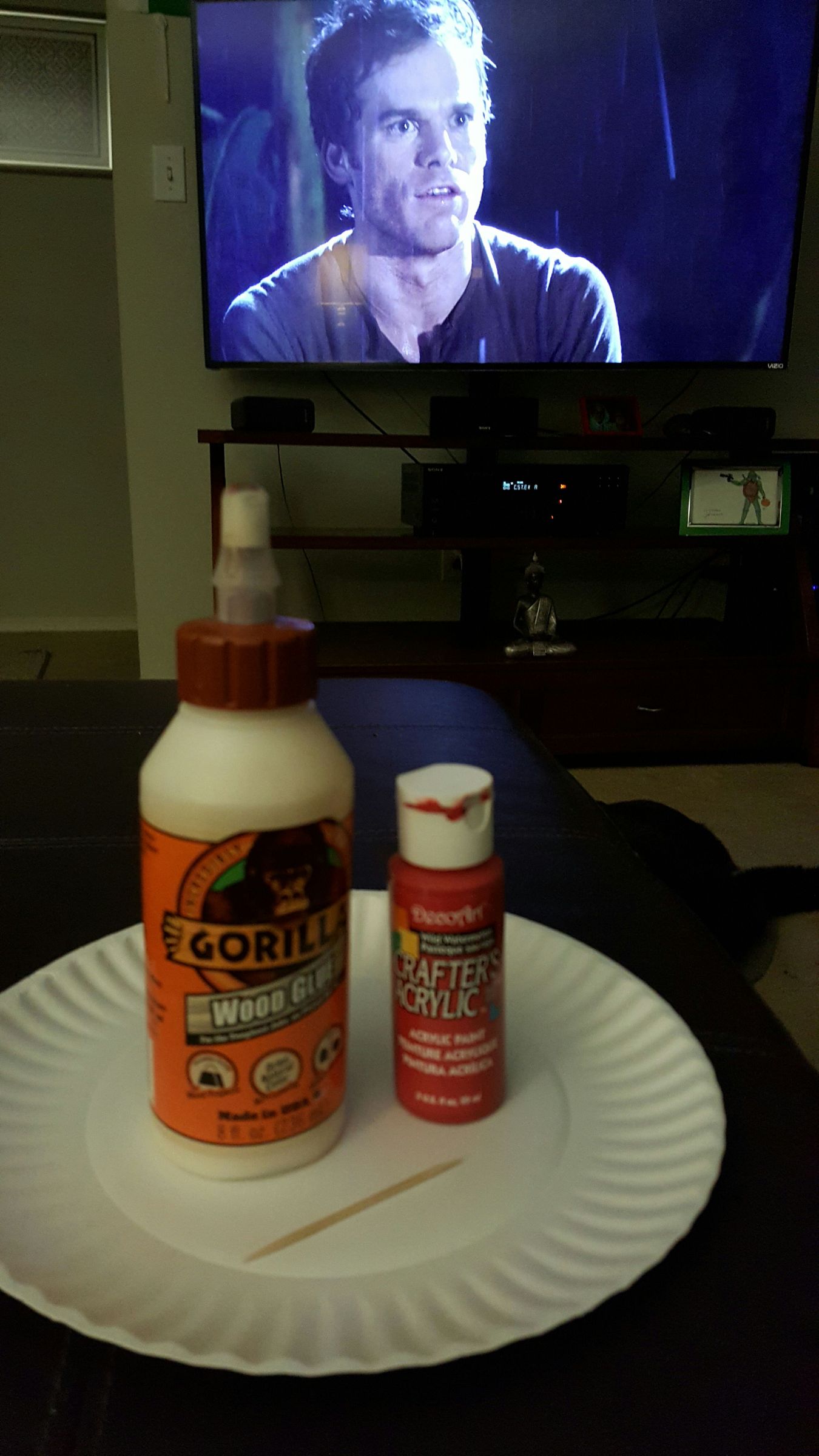 Dexter Trophy Case for UNDER $20 : 4 Steps - Instructables