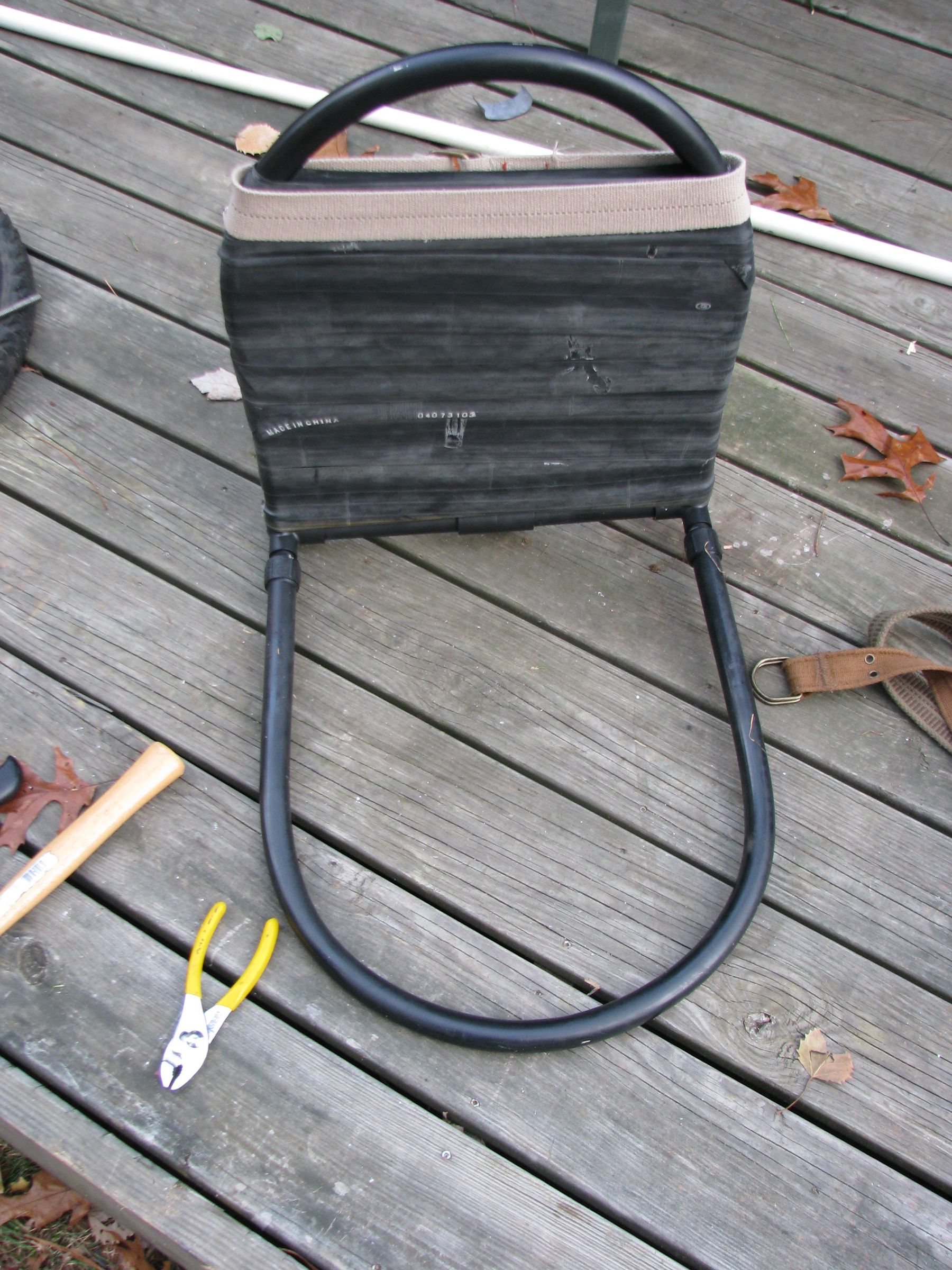 PVC Inner Tube Chair : 8 Steps (with Pictures) - Instructables