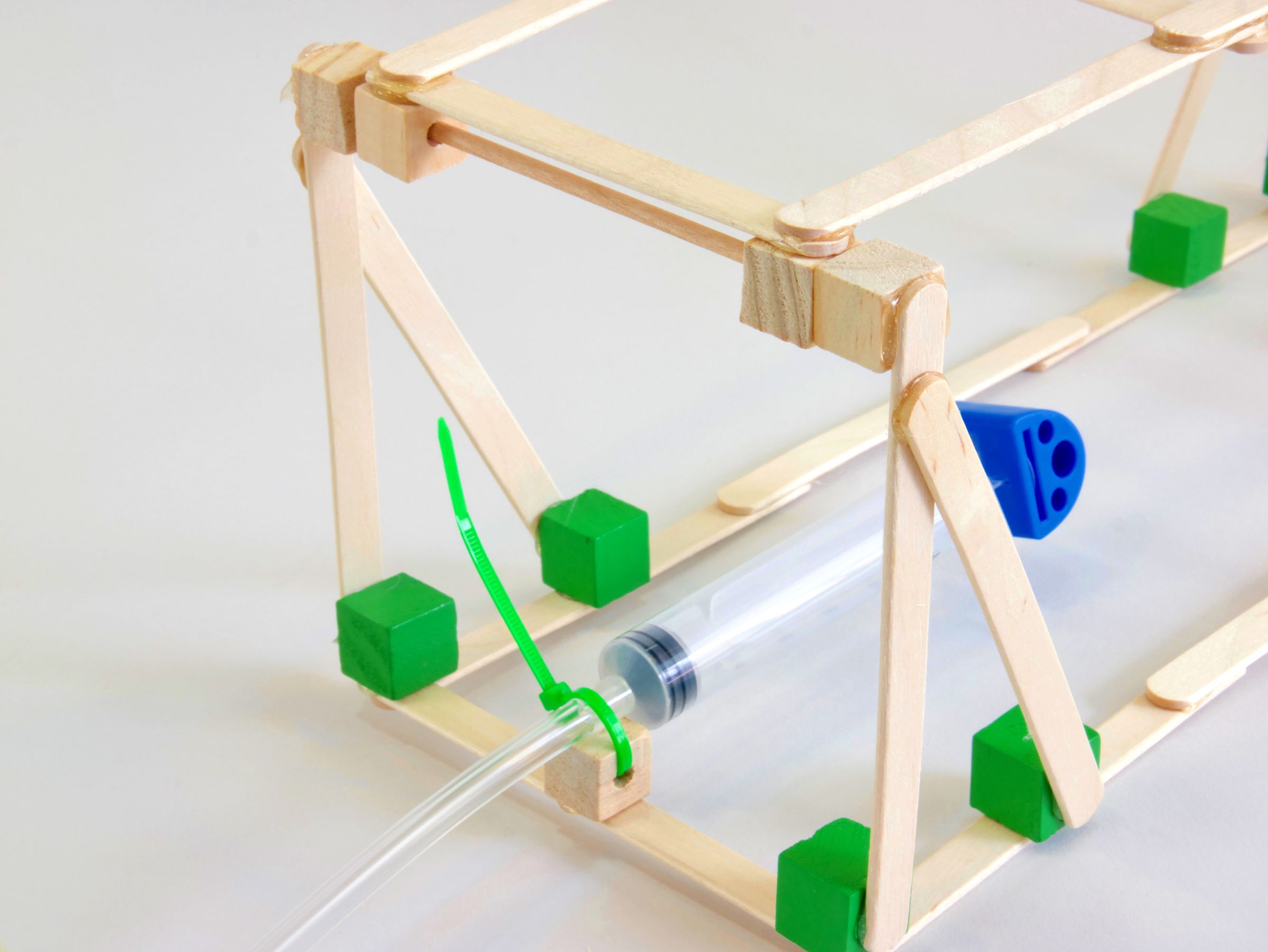 Hydraulic Bridge - the Best Structural Engineering STEM Project for ...