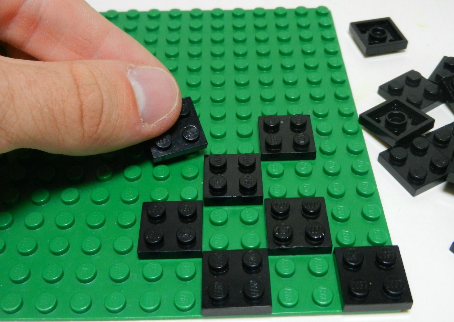 LEGO Mini Checkers Game : 4 Steps (with Pictures) - Instructables