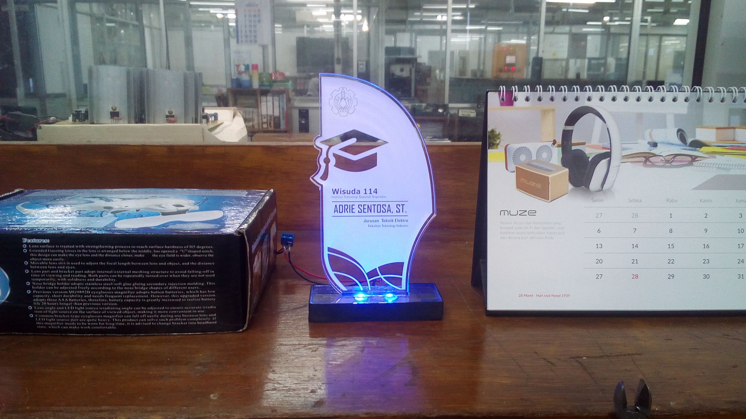 LED Acrylic Trophy / Placard : 3 Steps (with Pictures) - Instructables