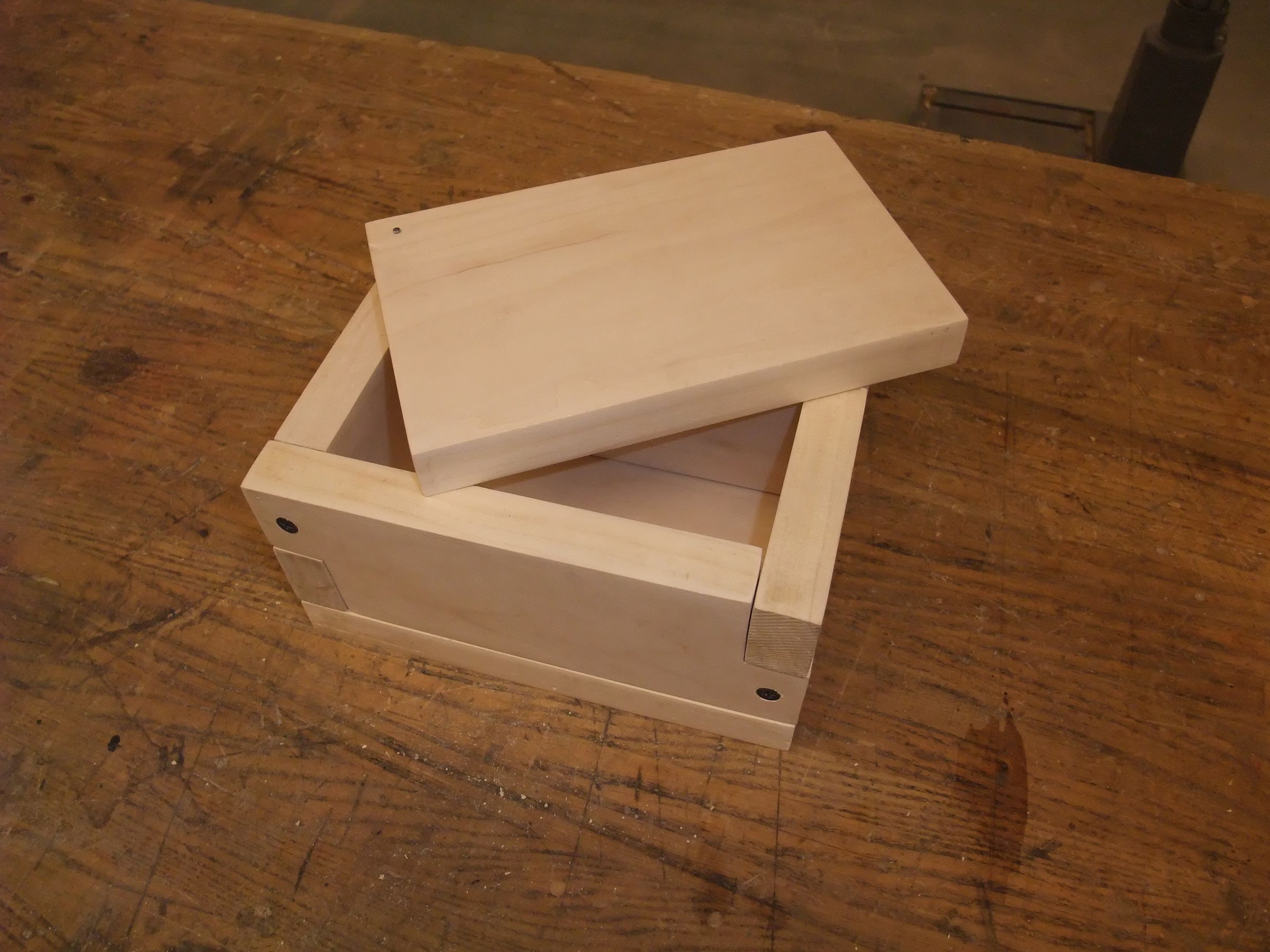 How to Make a Simple Box? : 7 Steps - Instructables