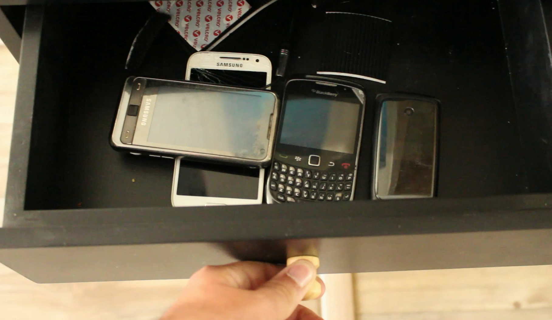 Don't Buy a GSM Module, Use Your Old Phone! : 6 Steps - Instructables