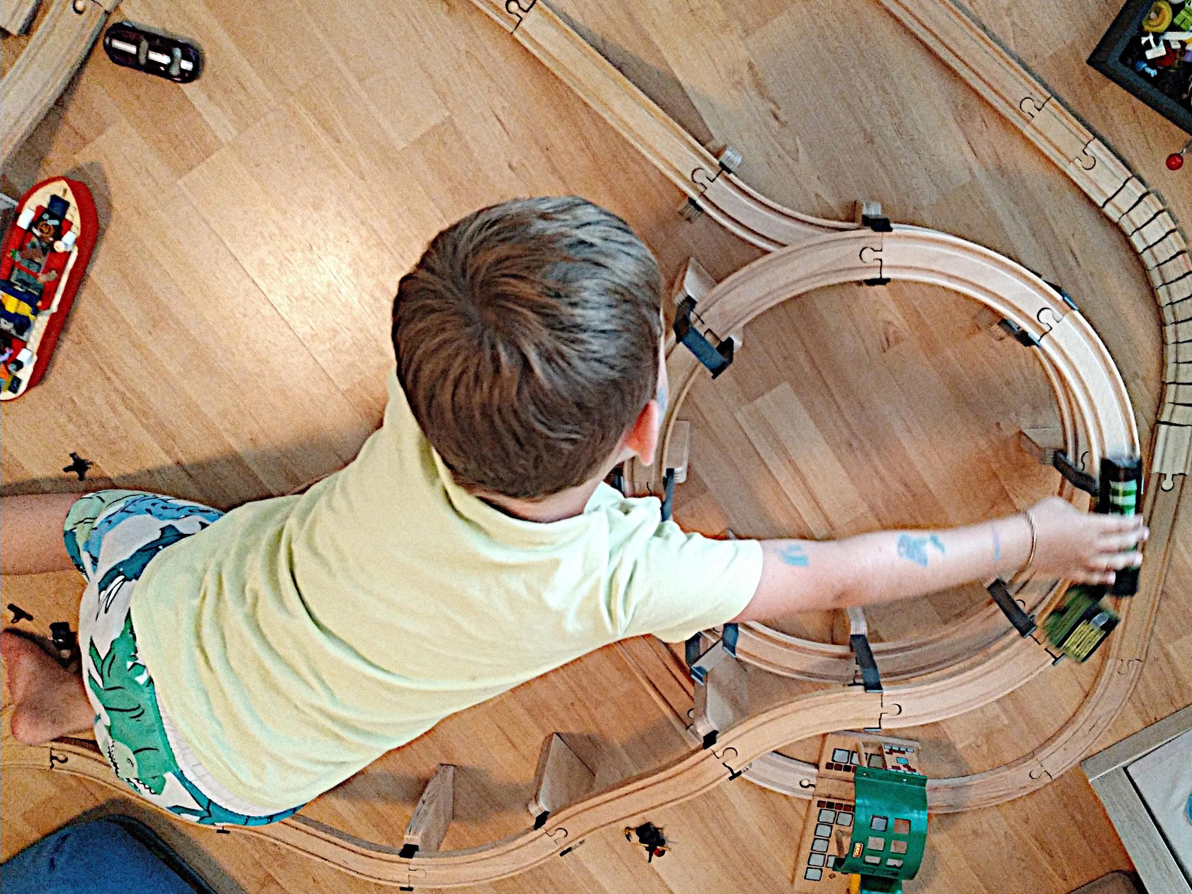 Spiral Ramp for Wooden Train Tracks : 6 Steps (with Pictures ...
