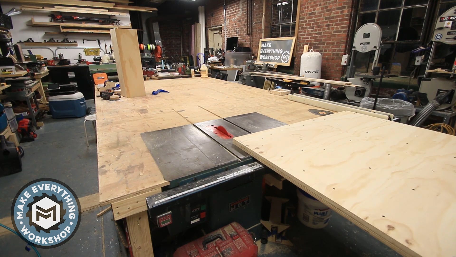Making a Breakfast Nook (W/ Storage) & Kitchen Table : 18 Steps (with ...