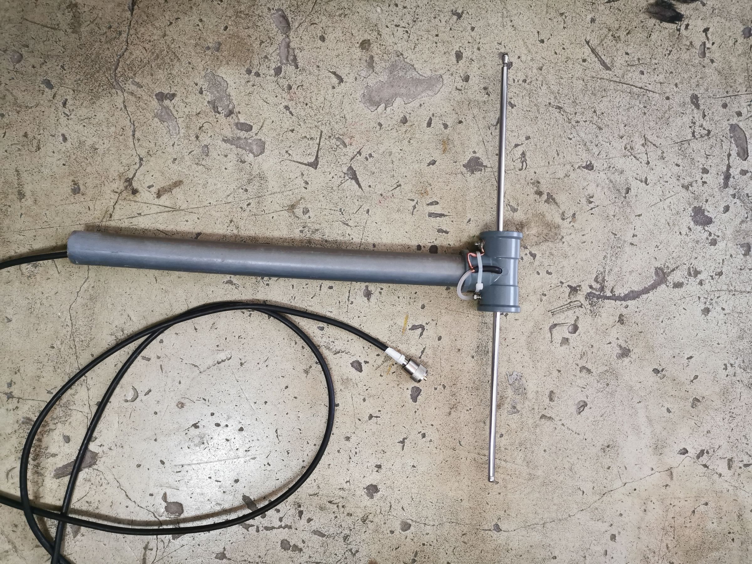 VHF/UHF HAM Mobile Antenna From Old TV Antennas : 8 Steps (with ...