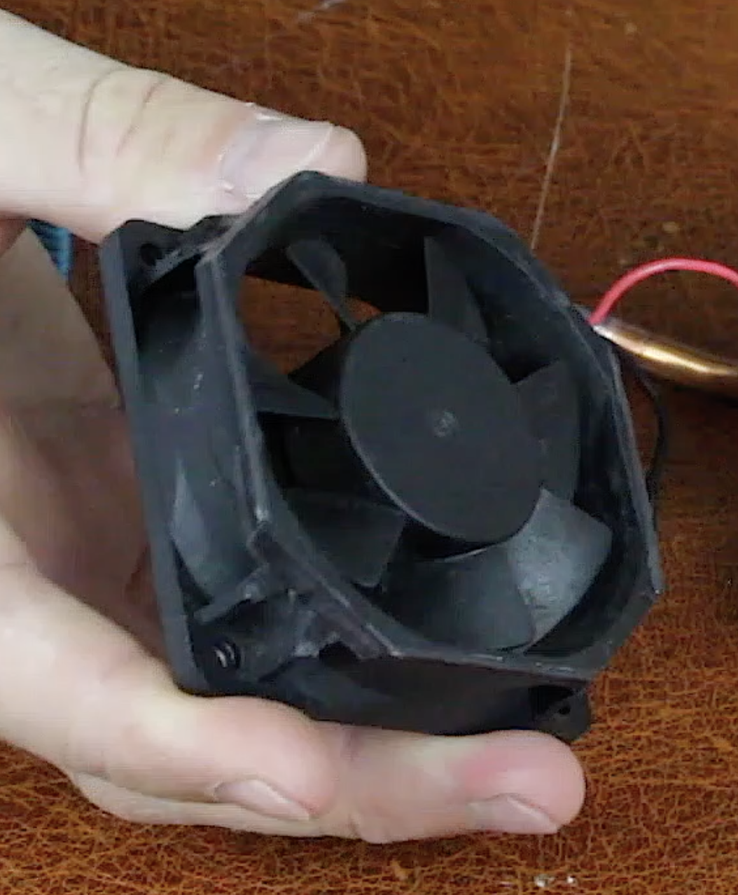 How to Make a Capsule Heat Pump for Heating Up to +60 °C and an Air ...