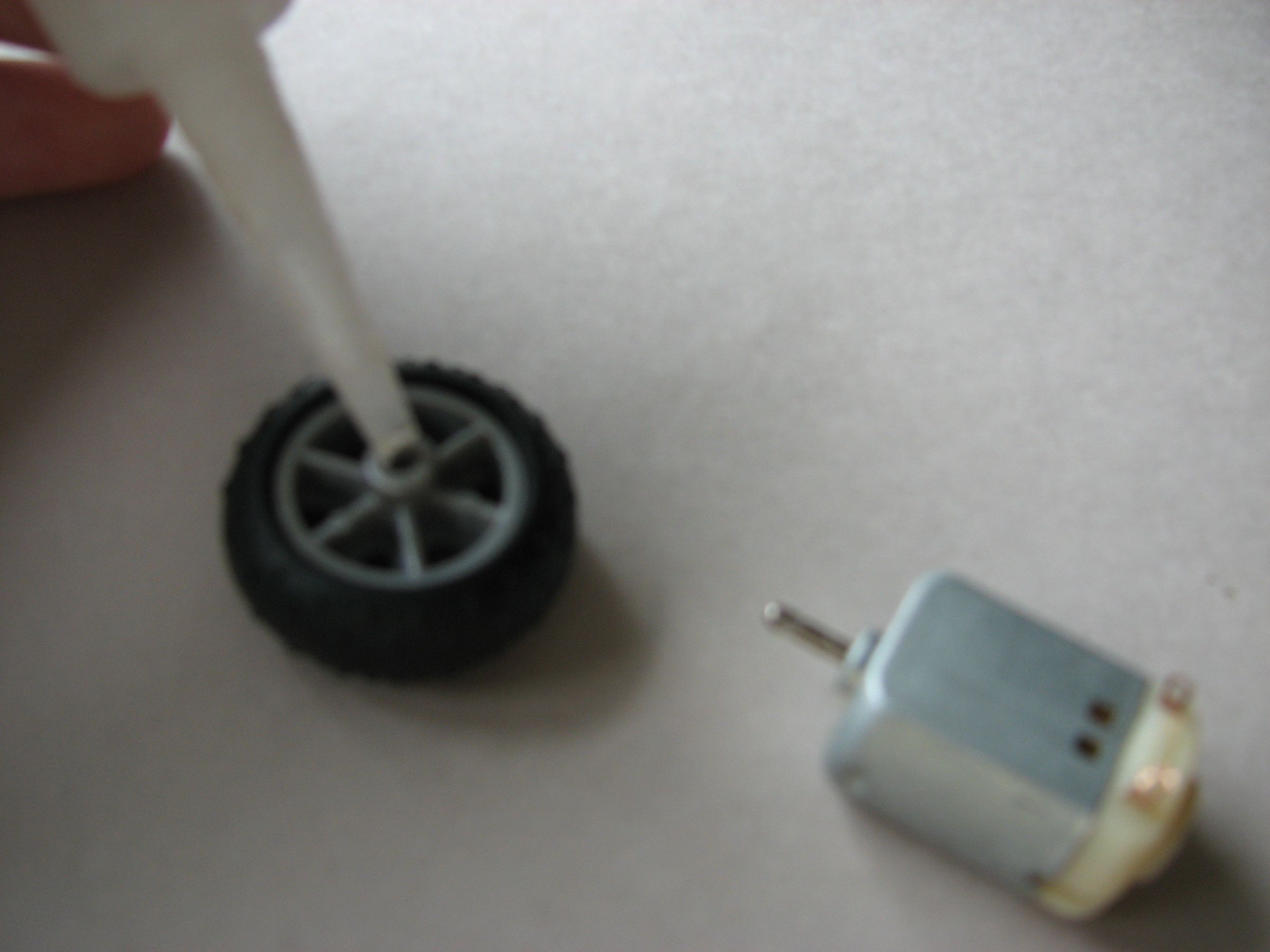 Motor Spinner : 7 Steps - Instructables