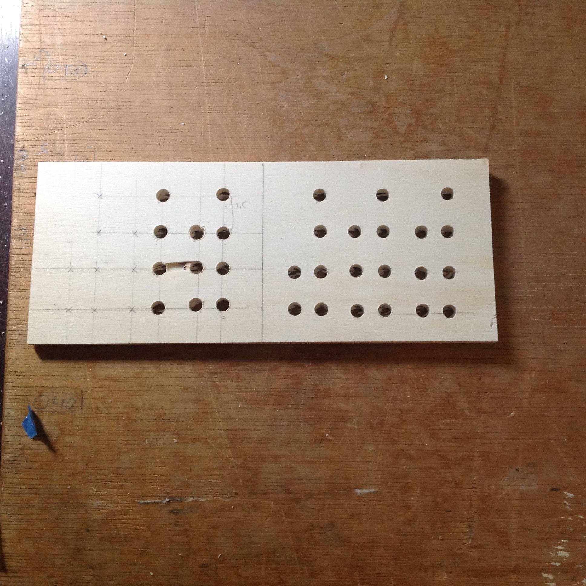 Simple Binary Clock Using Attiny85 : 10 Steps - Instructables