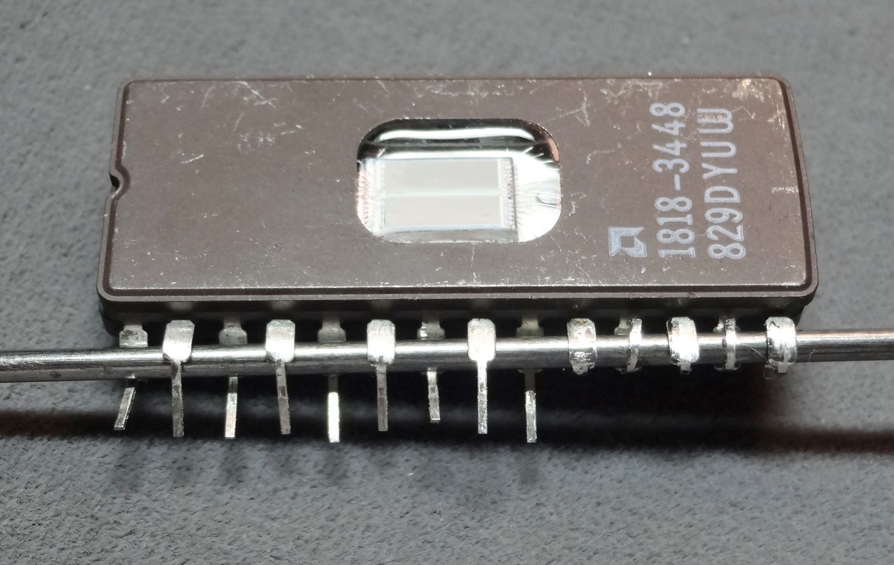 Vintage Eprom Memory Bracelet : 8 Steps (with Pictures) - Instructables