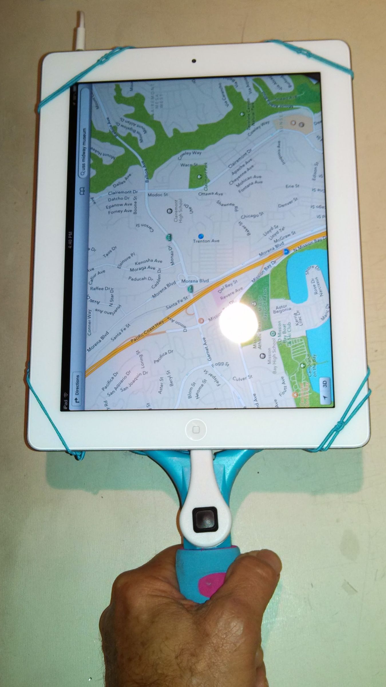 IPad Grip Handle Makes One-Handed Photos a Snap! - Instructables