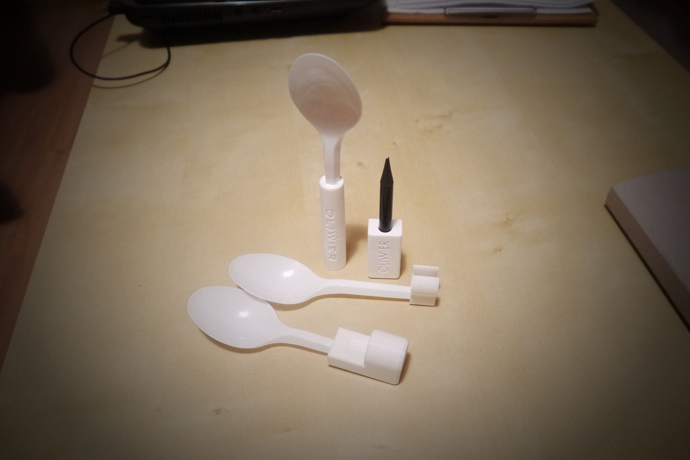 Finger Spoon : 4 Steps (with Pictures) - Instructables