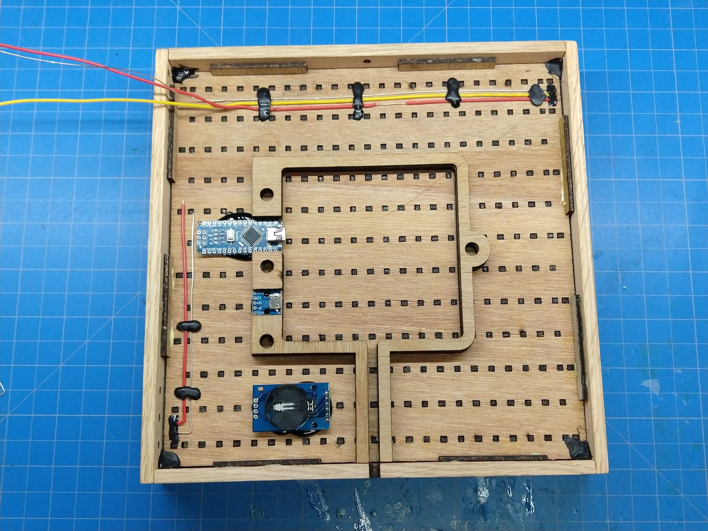 Word Clock : 21 Steps (with Pictures) - Instructables