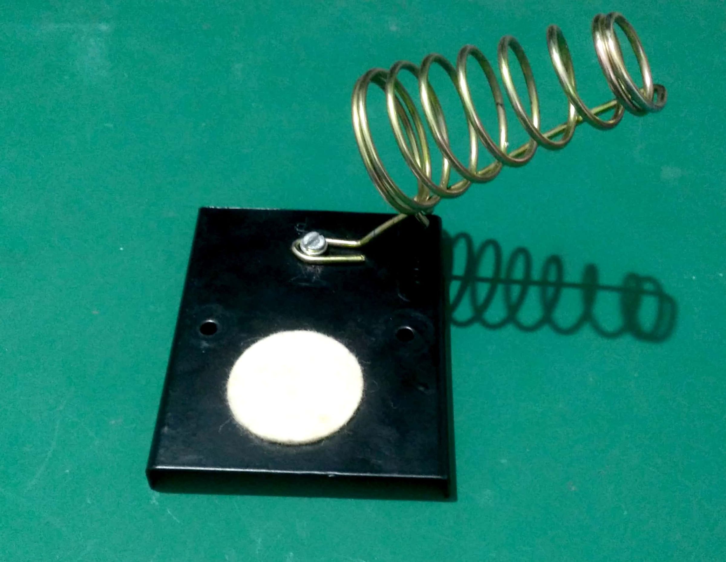 DIY Helping Hands for Soldering : 9 Steps (with Pictures) - Instructables