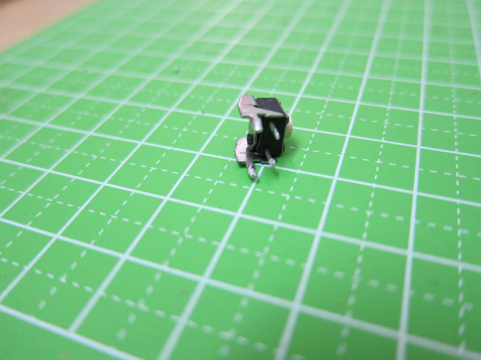 Repairing an Xbox One Controller (Faulty LB/RB Button) : 6 Steps ...