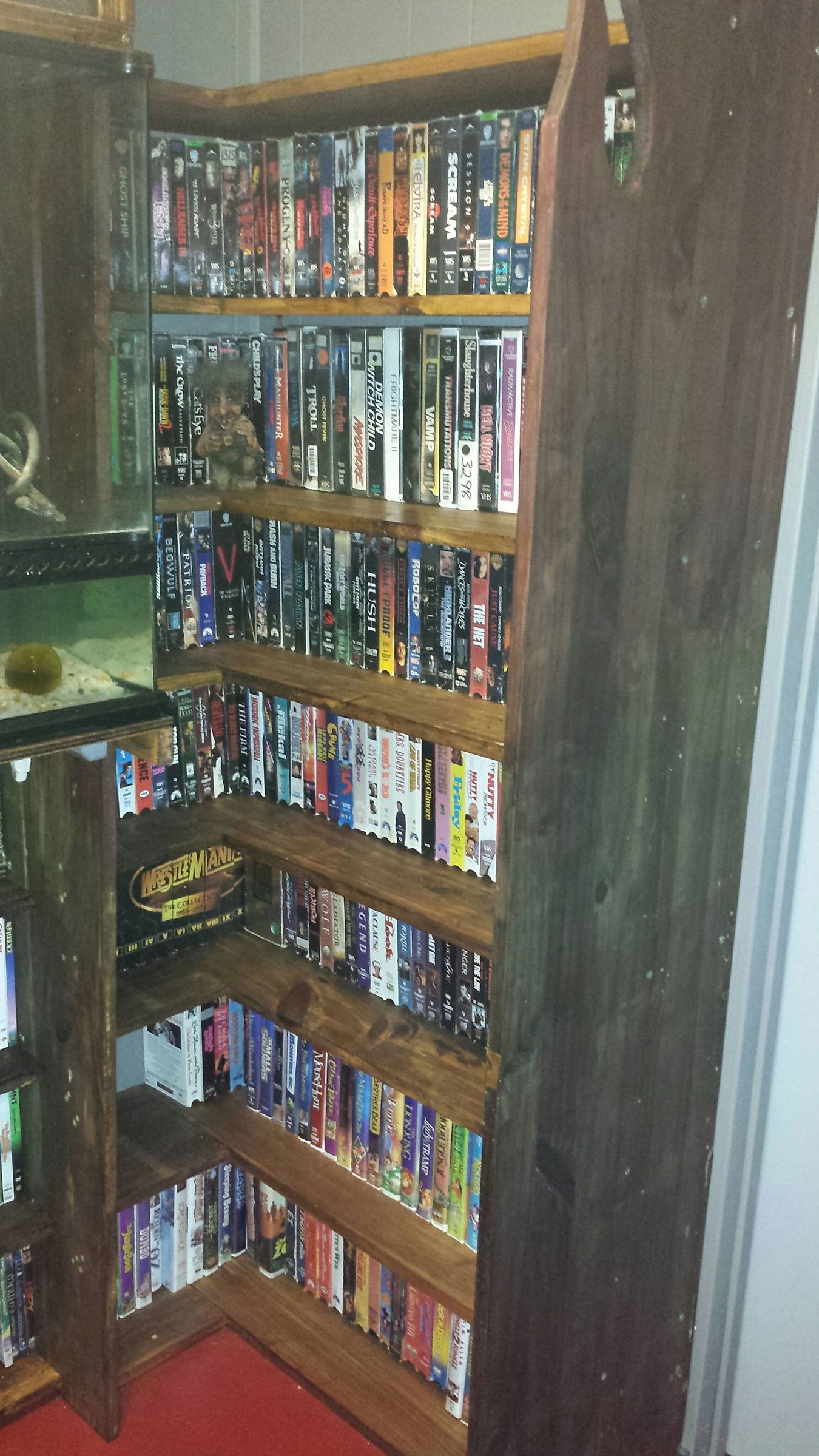 Horror Theme Theatre Room : 3 Steps - Instructables