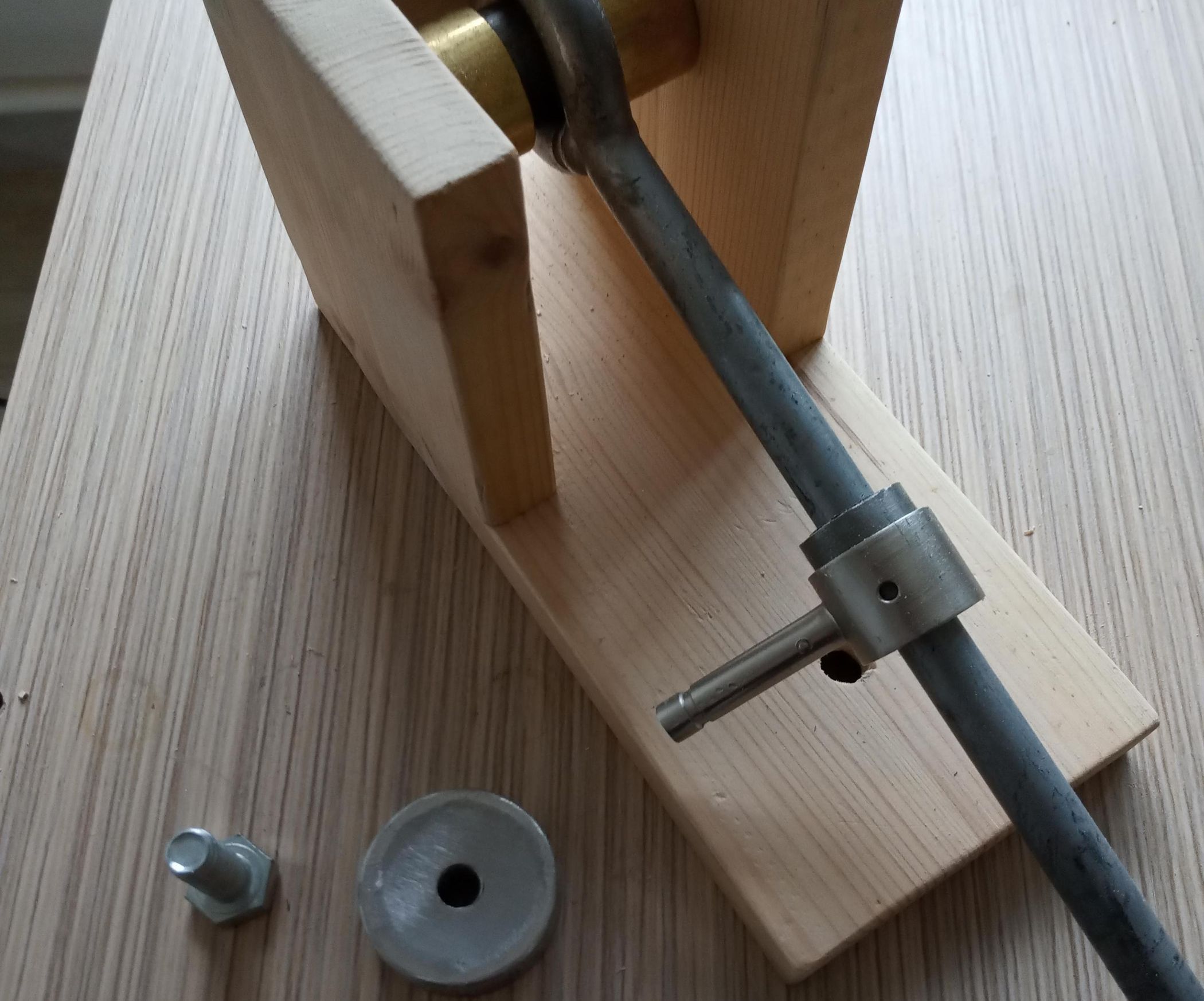 Nutcracker With Lever : 6 Steps - Instructables