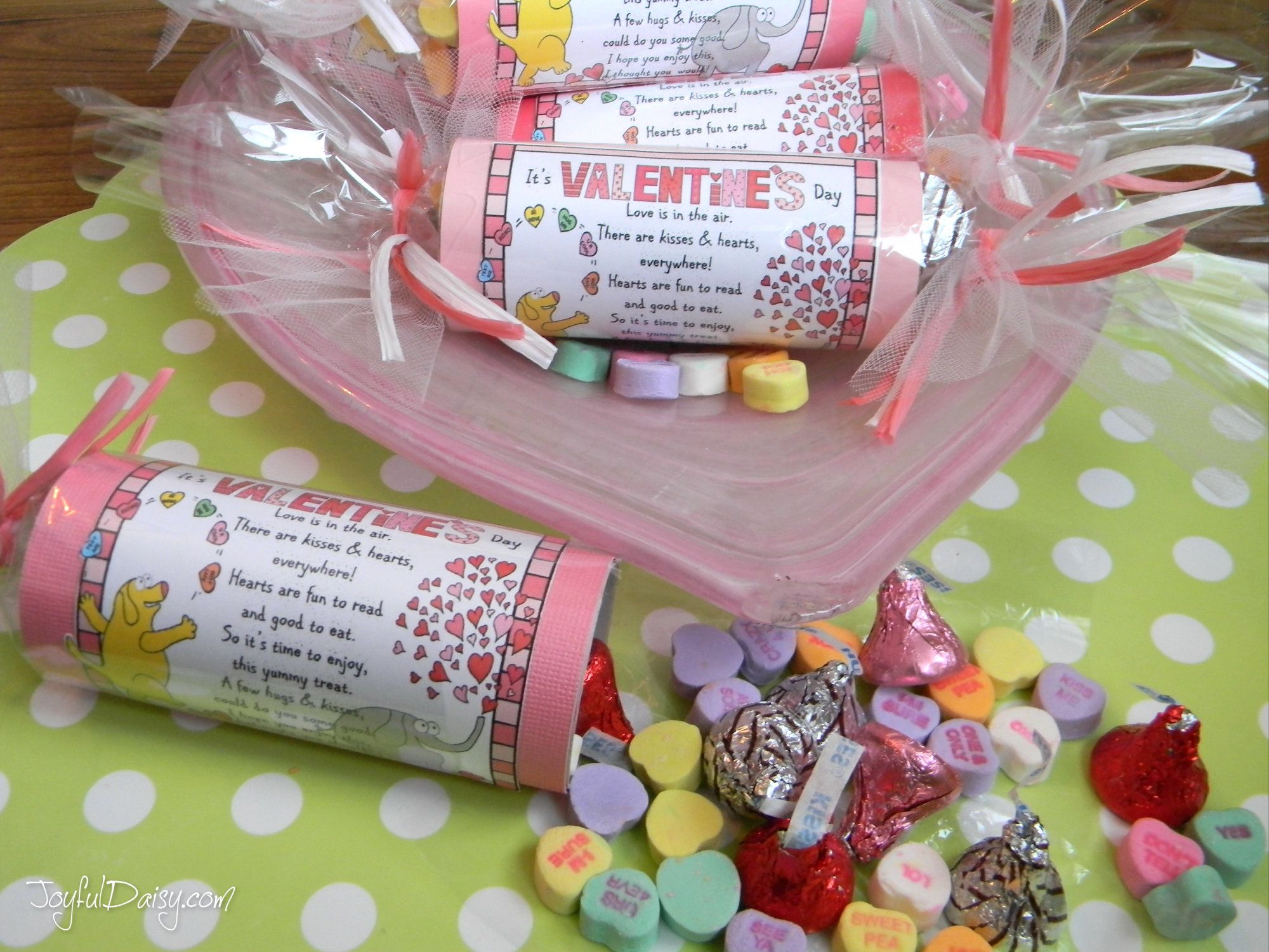 VALENTINE TREAT TUBES & SNACK POEM : 5 Steps - Instructables