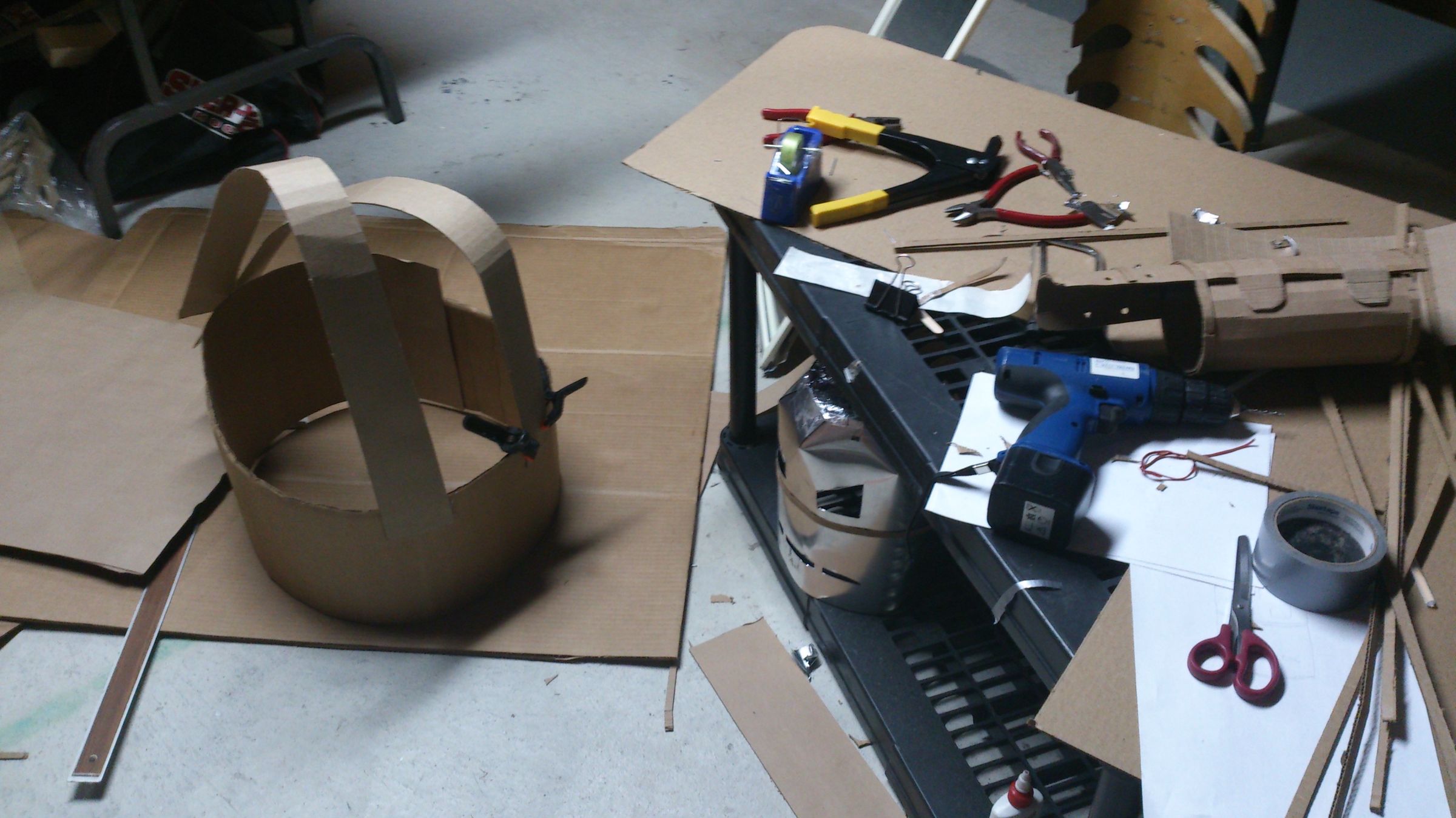 The Mark 1 Iron Man Suit! : 9 Steps - Instructables