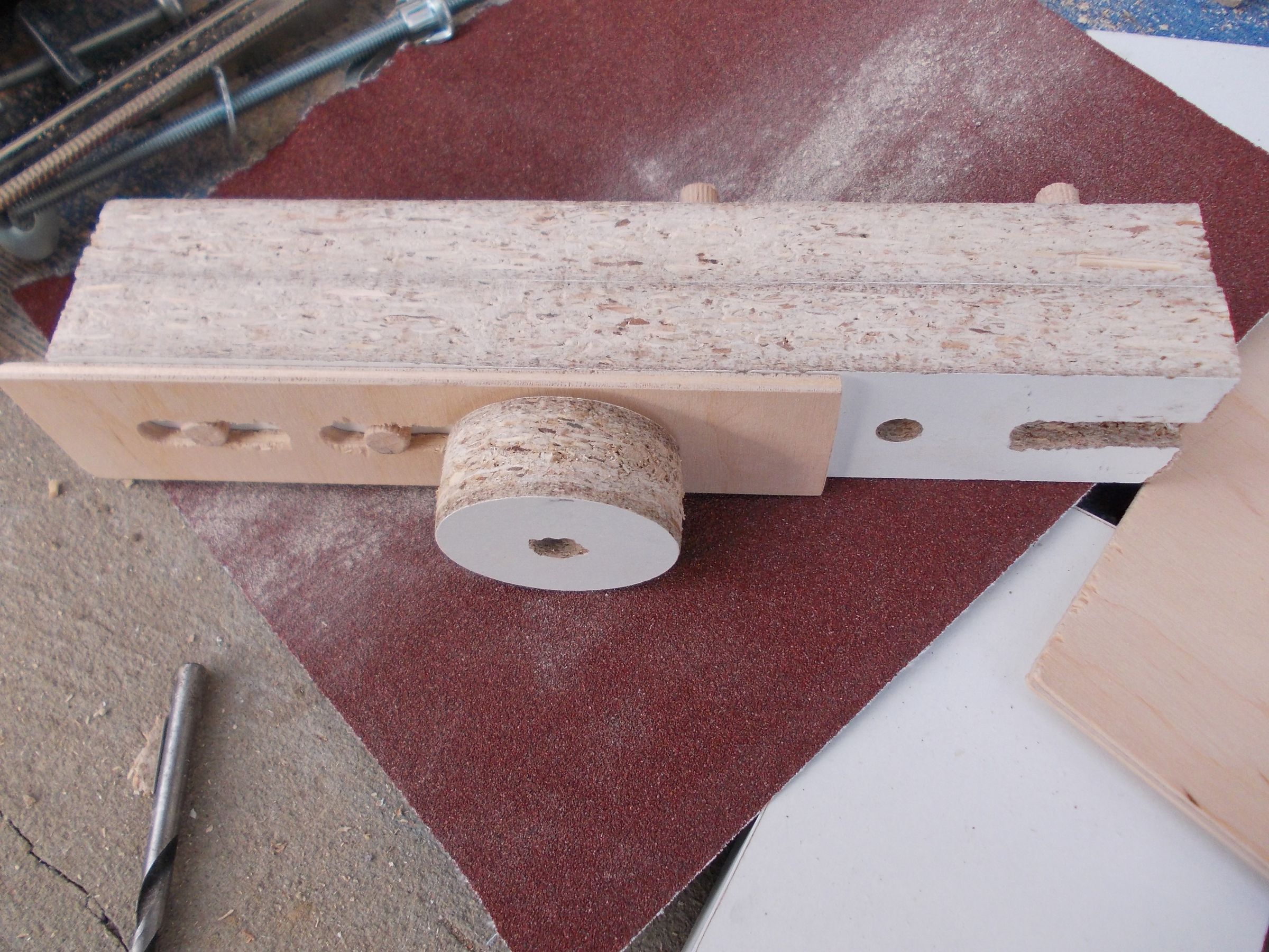 Dowel Hole Drilling Jig : 4 Steps (with Pictures) - Instructables