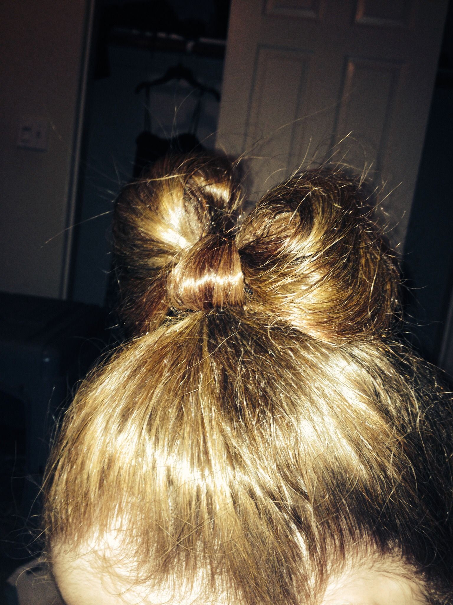 How to Do the Bow Bun : 6 Steps - Instructables