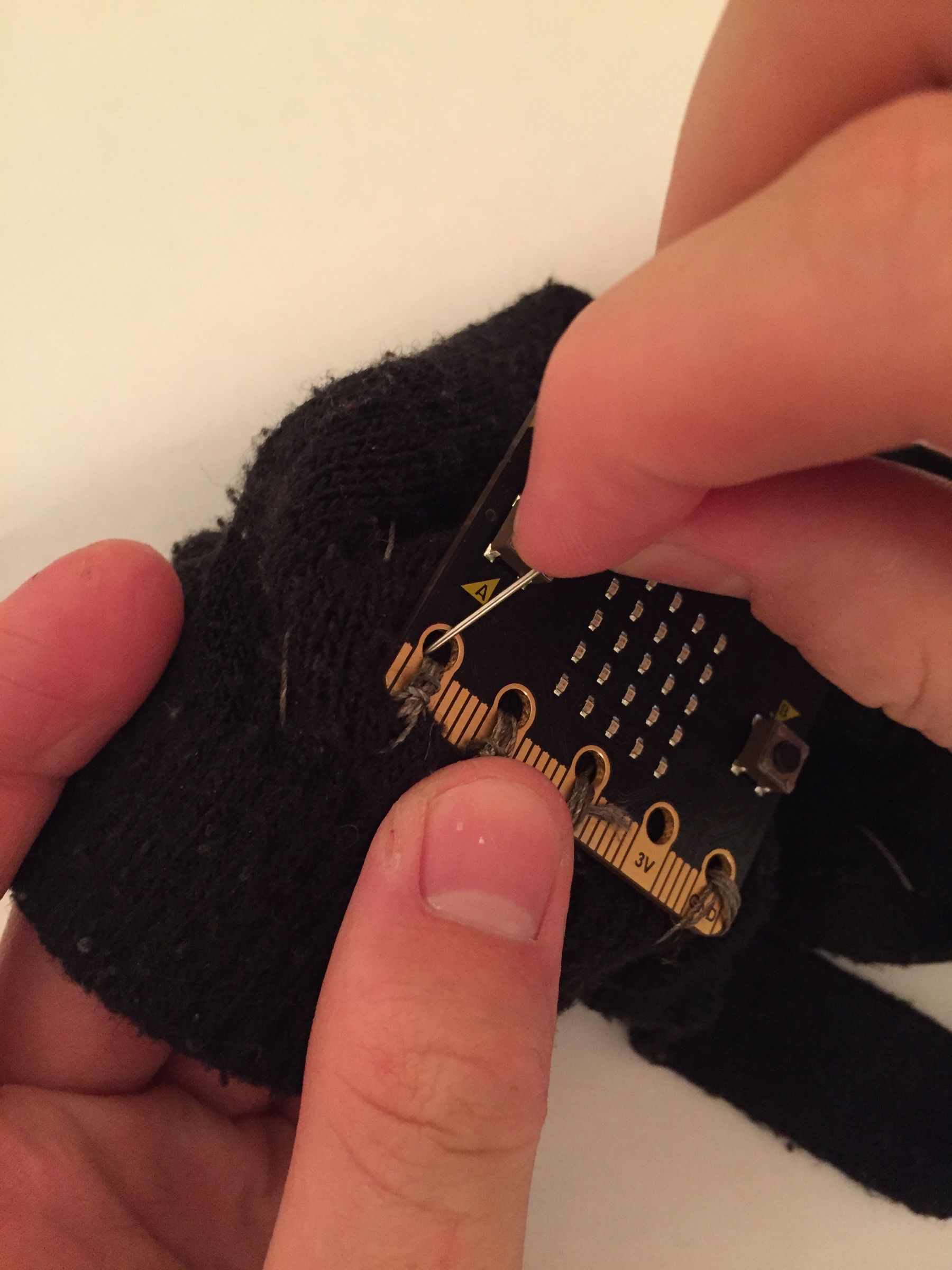 Conductivity Detection Glove : 6 Steps - Instructables