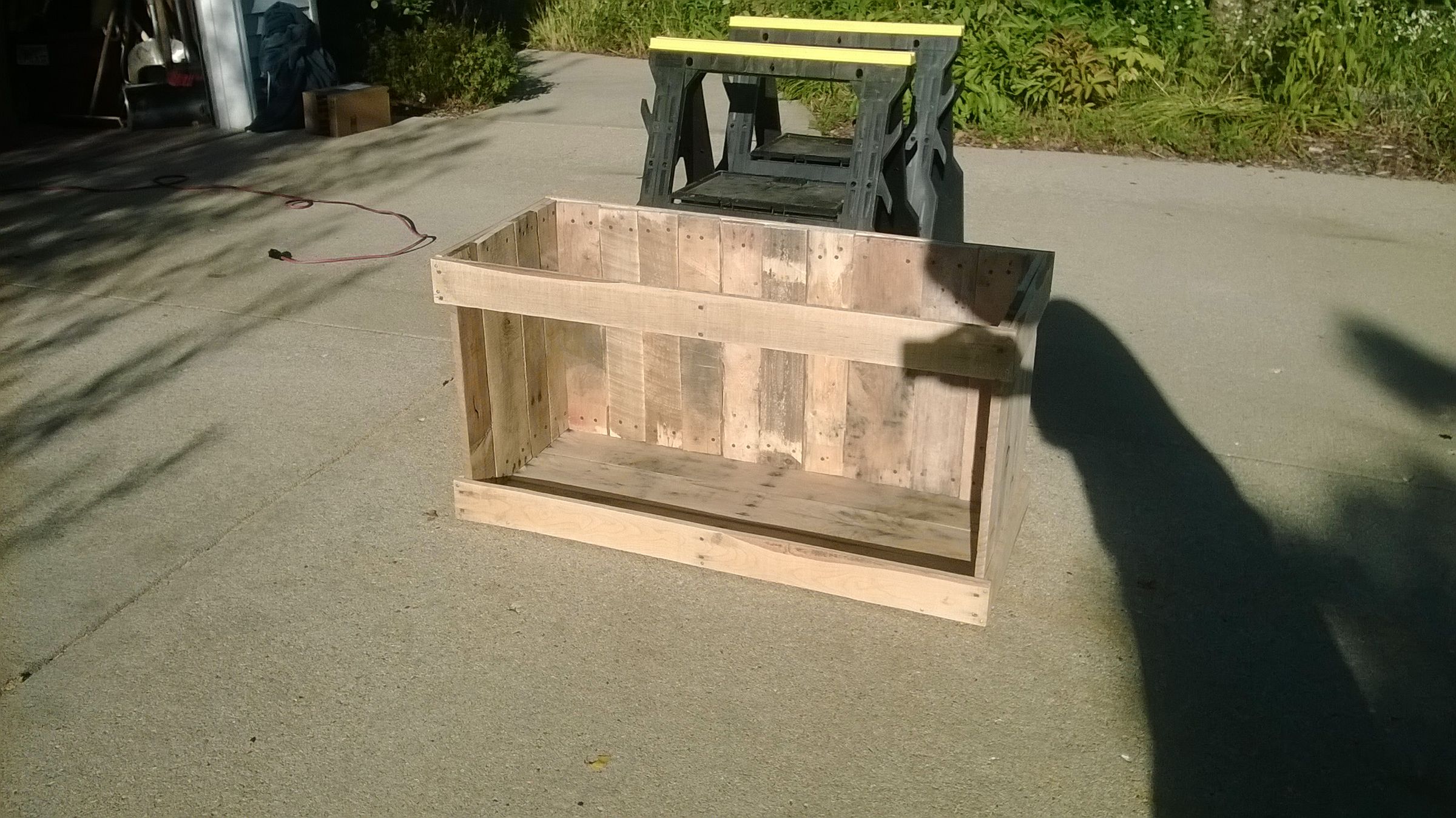 False Bottom Trunk From Reclaimed Wood (Pallets) : 7 Steps (with ...