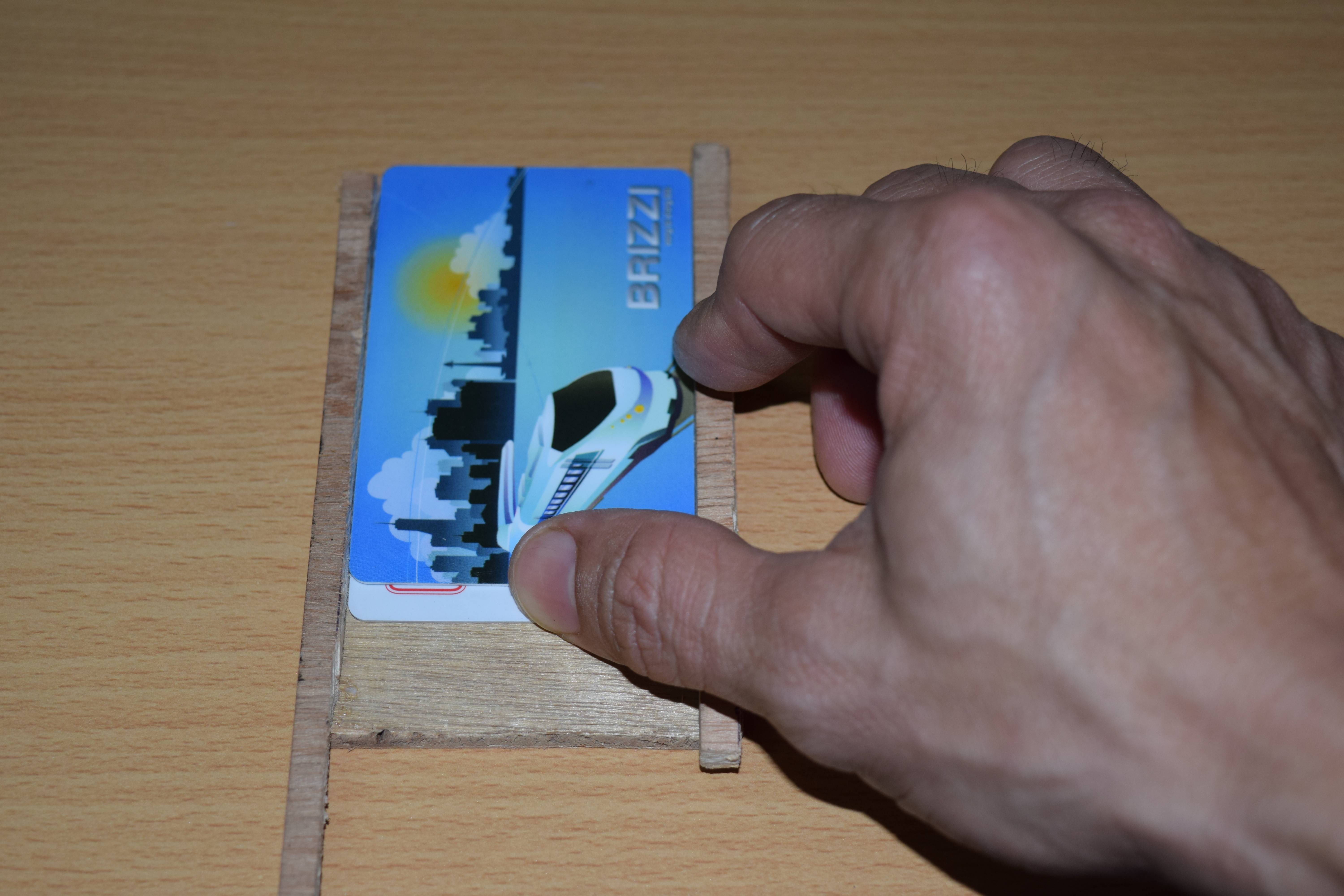 Card Holder With Ejector : 10 Steps (with Pictures) - Instructables