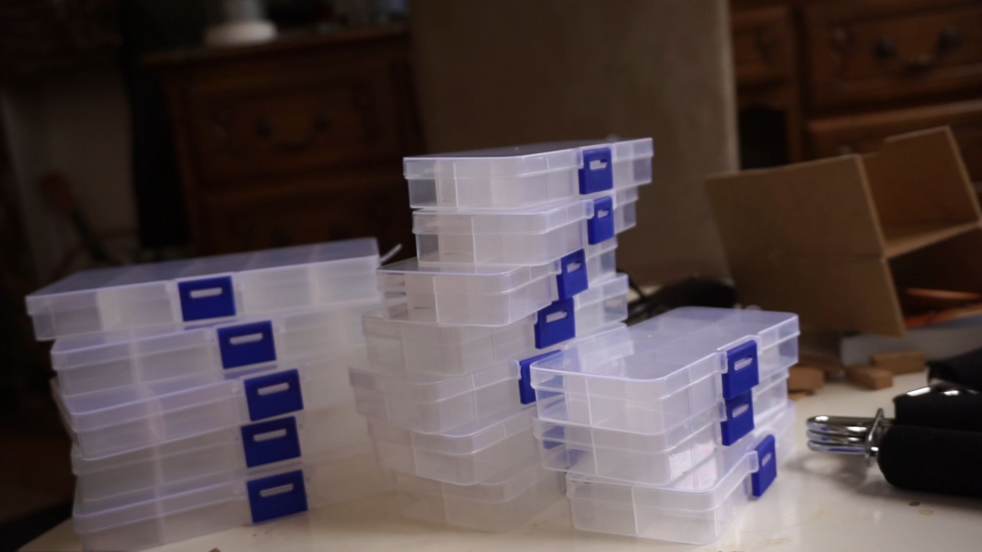 The Sleeper Electronic Components Organizer Desk : 10 Steps (with ...