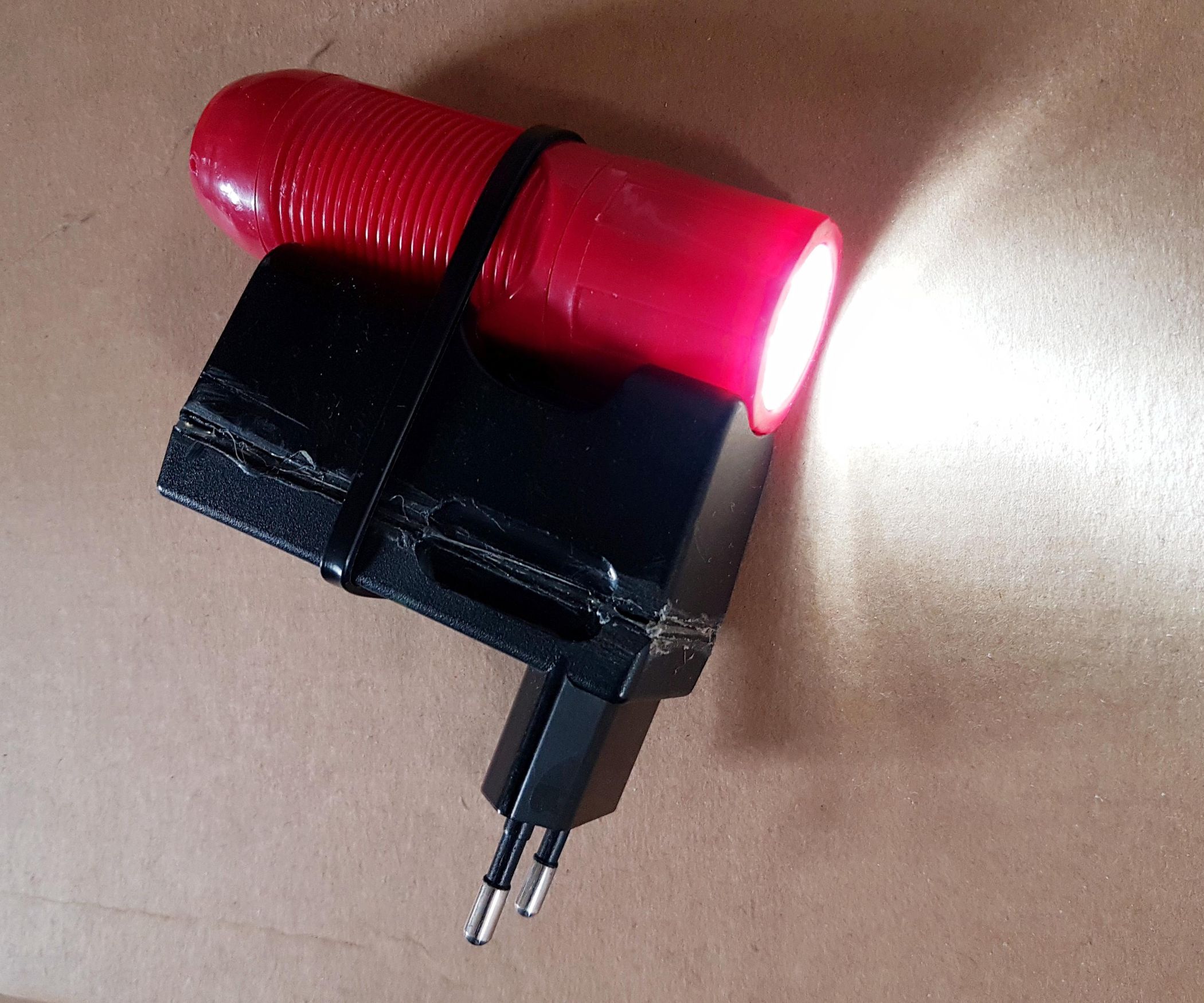 Cheap, Quick & Dirty Automatic Emergency Light : 5 Steps - Instructables