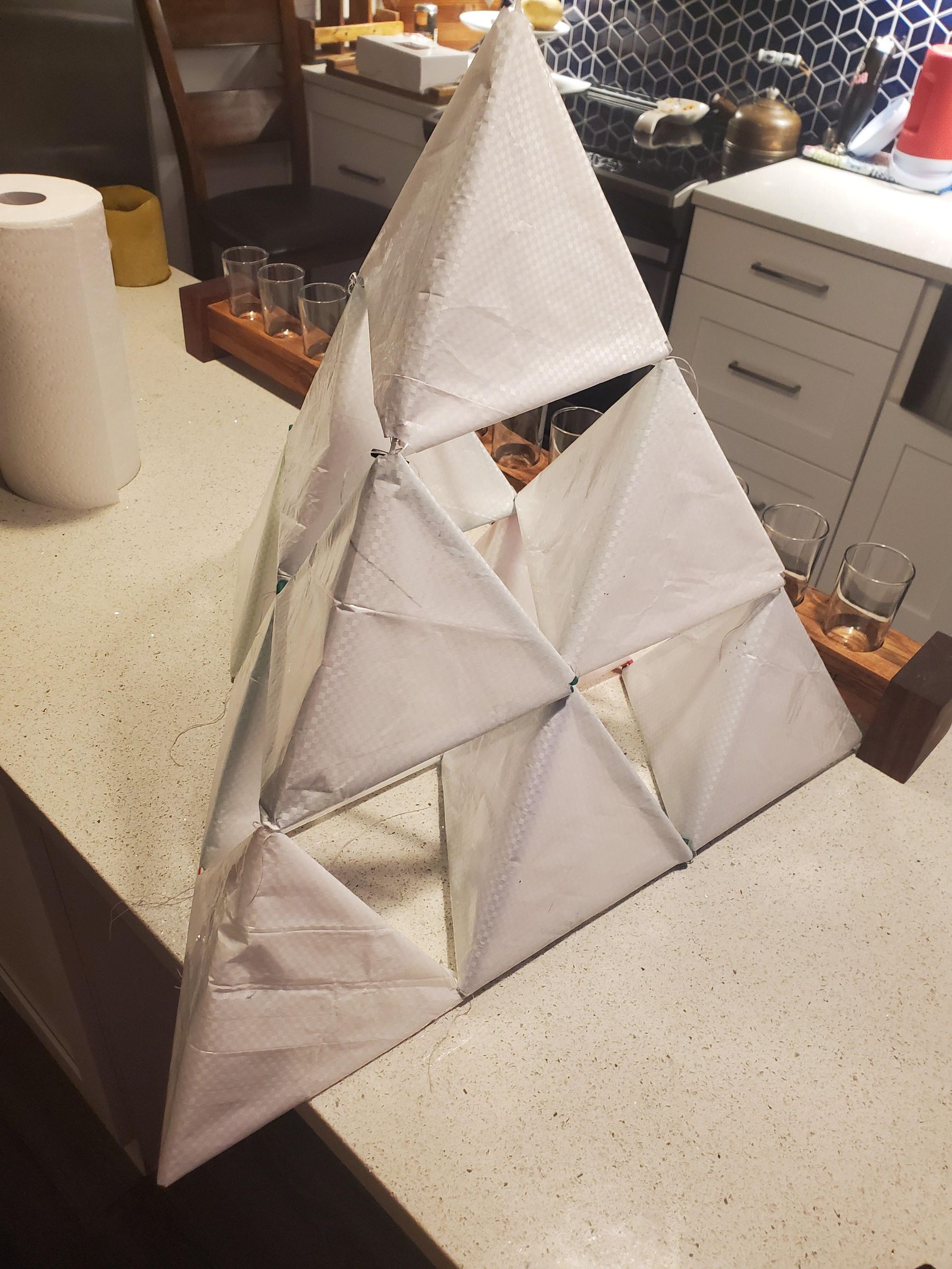Tetrahedral Kite : 13 Steps (with Pictures) - Instructables