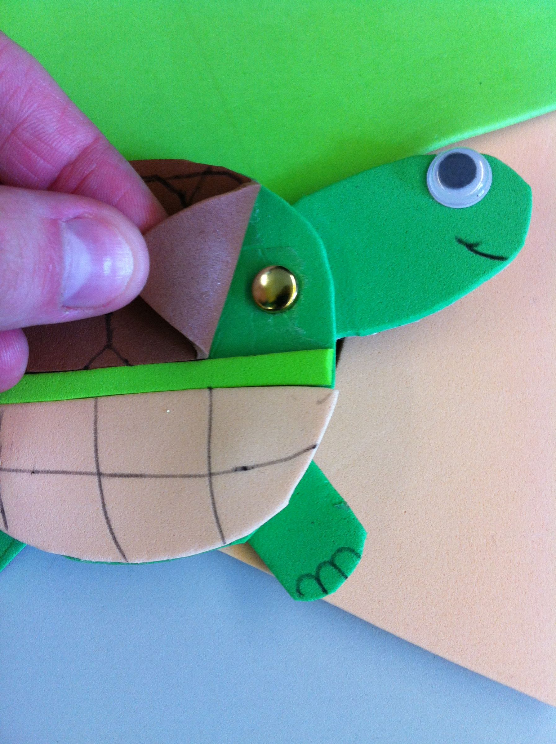 Movable Paper Foam Turtle : 5 Steps - Instructables