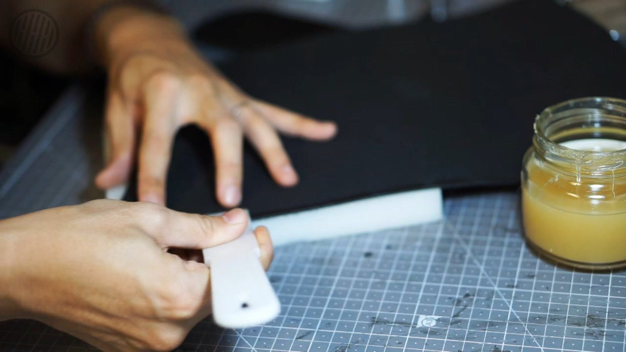 Making a Simple Clutch : 9 Steps (with Pictures) - Instructables