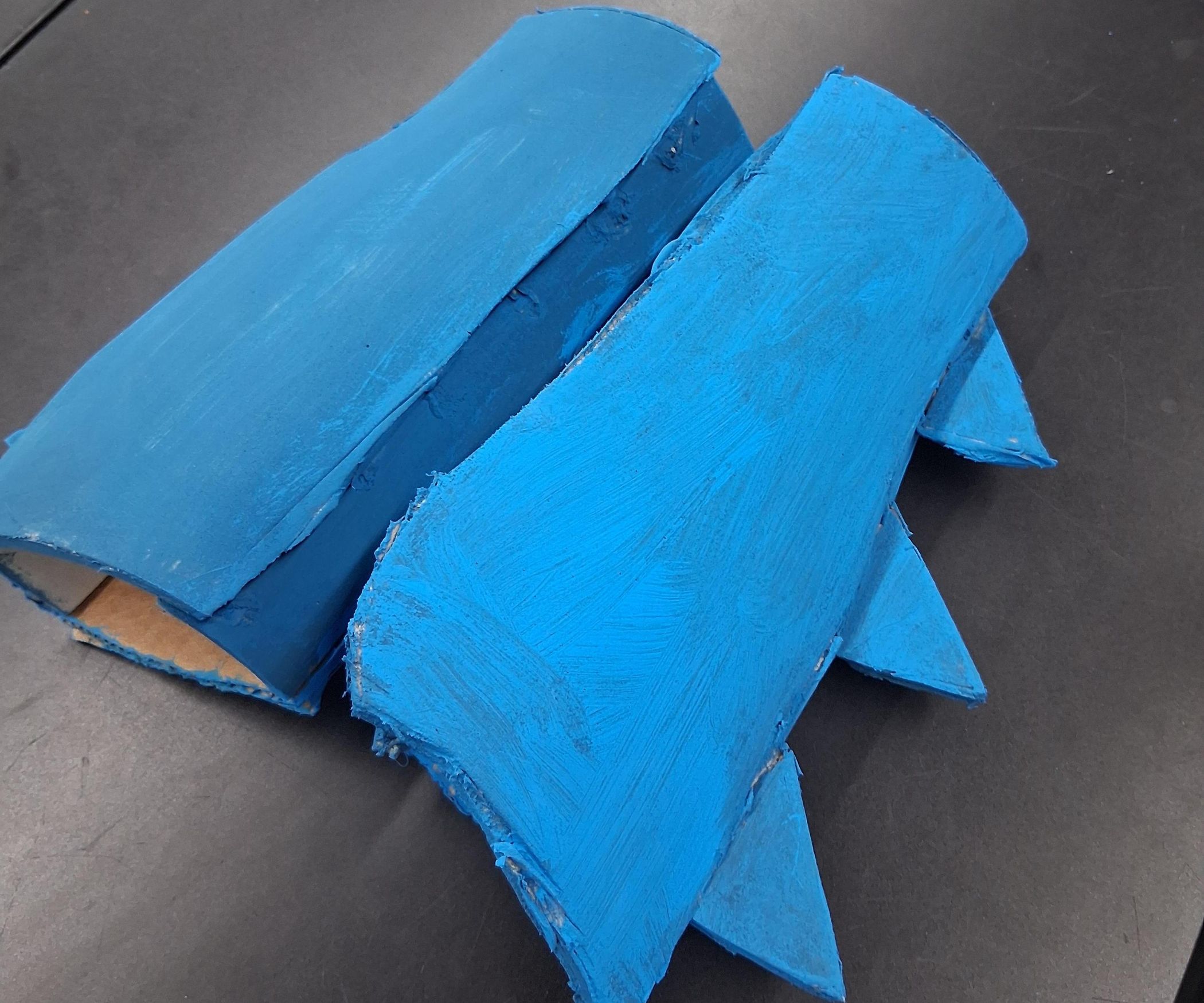 Batman Gauntlet : 5 Steps - Instructables