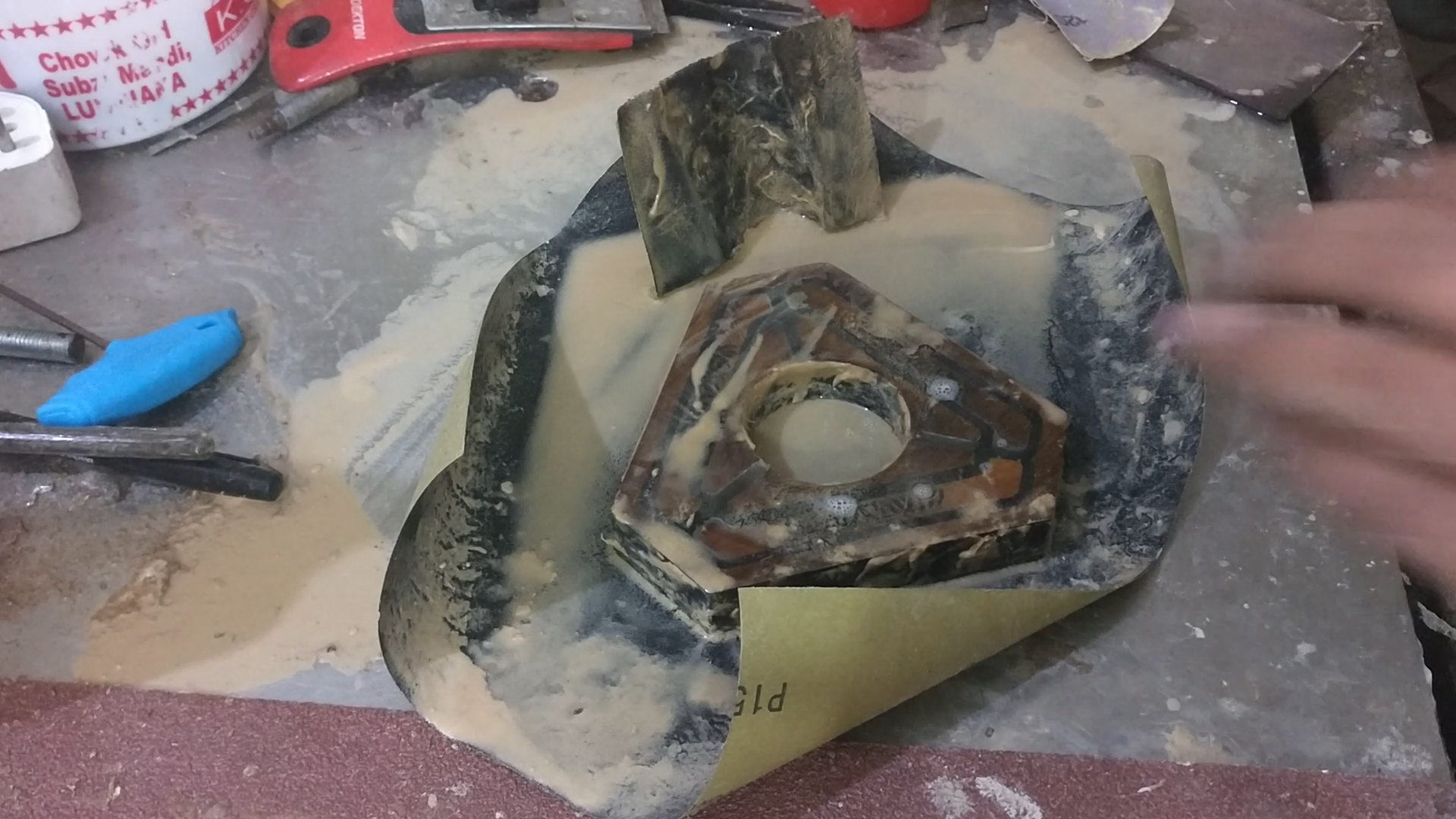 RGB Alienware Headphone Stand : 13 Steps (with Pictures) - Instructables