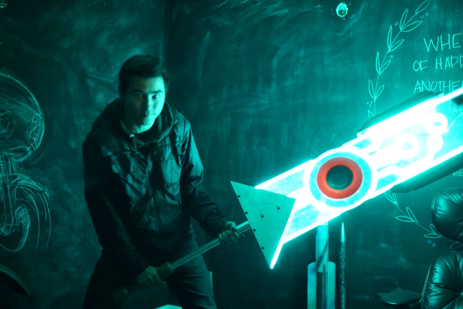 The Transistor - Sword Prop : 7 Steps (with Pictures) - Instructables