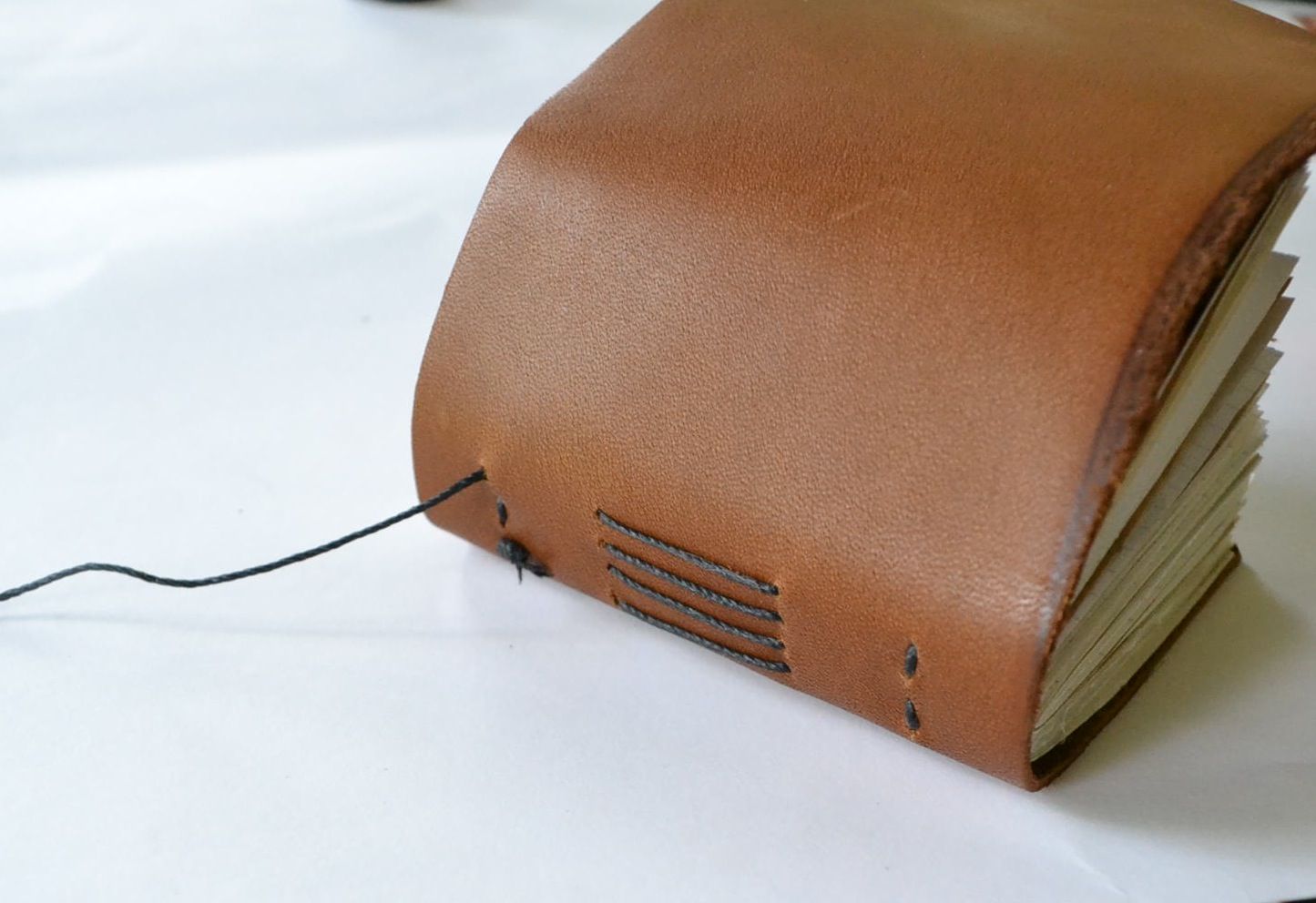 DIY LEATHER JOURNAL : 12 Steps (with Pictures) - Instructables