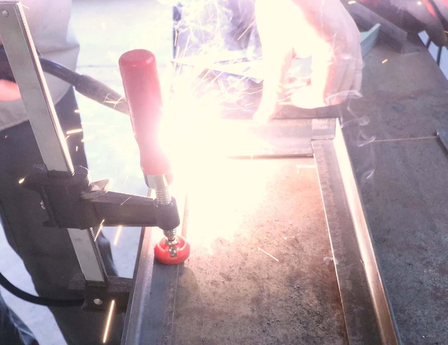 Wall-Mount Shelf for Flux-Core Welding Machine : 10 Steps (with ...