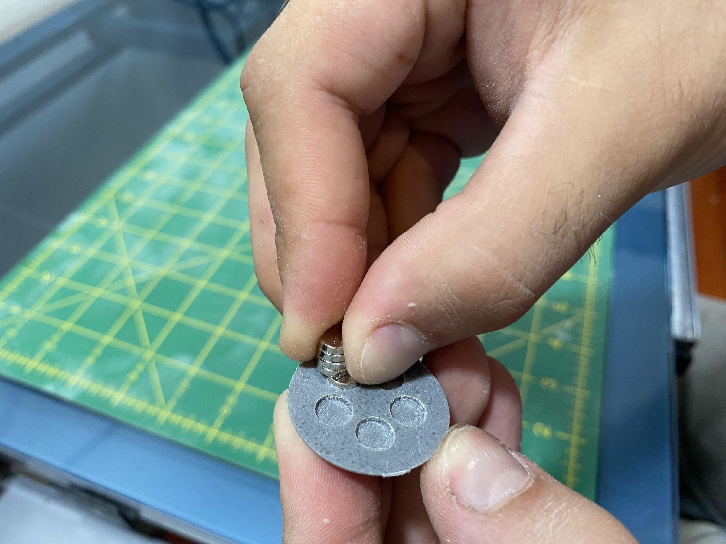 Inception Top With Magnetic Levitation : 13 Steps (with Pictures ...