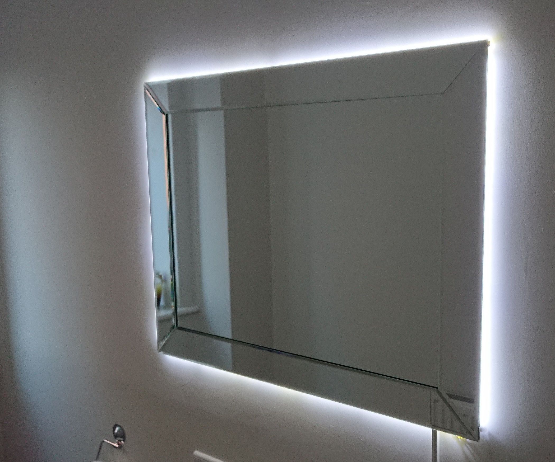 Motion Triggered LED Mirror Back Light : 4 Steps (with Pictures ...