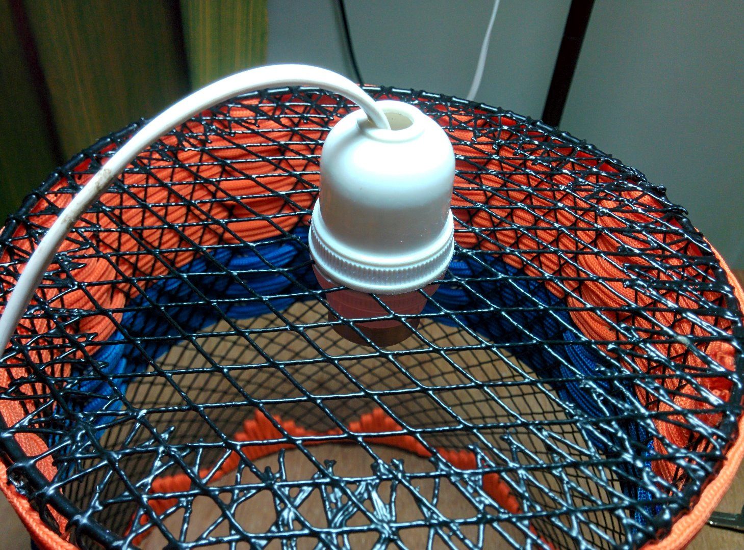 Trash Bin to Designer Lamp : 6 Steps (with Pictures) - Instructables